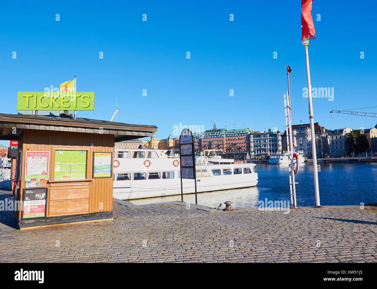 Tourist ticket office ferries hi-res stock photography and images - Alamy