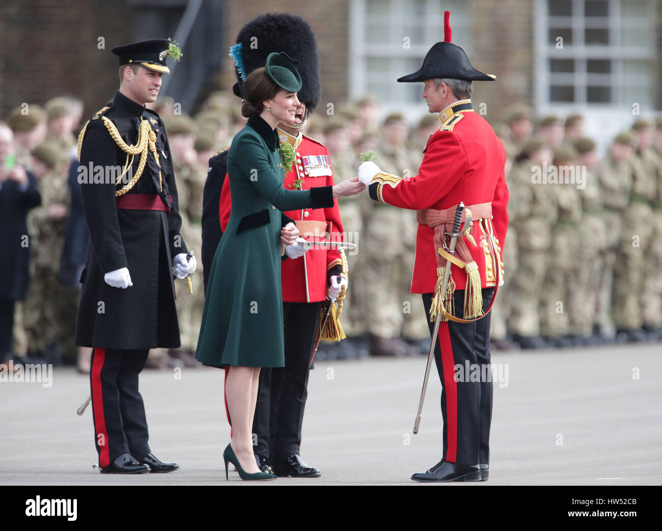Colonel irish guards hi-res stock photography and images - Alamy