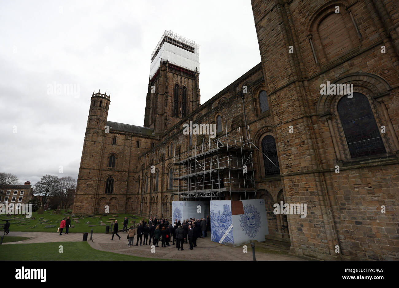 Funeral 7ft7in game thrones actor neil fingleton hi-res stock ...