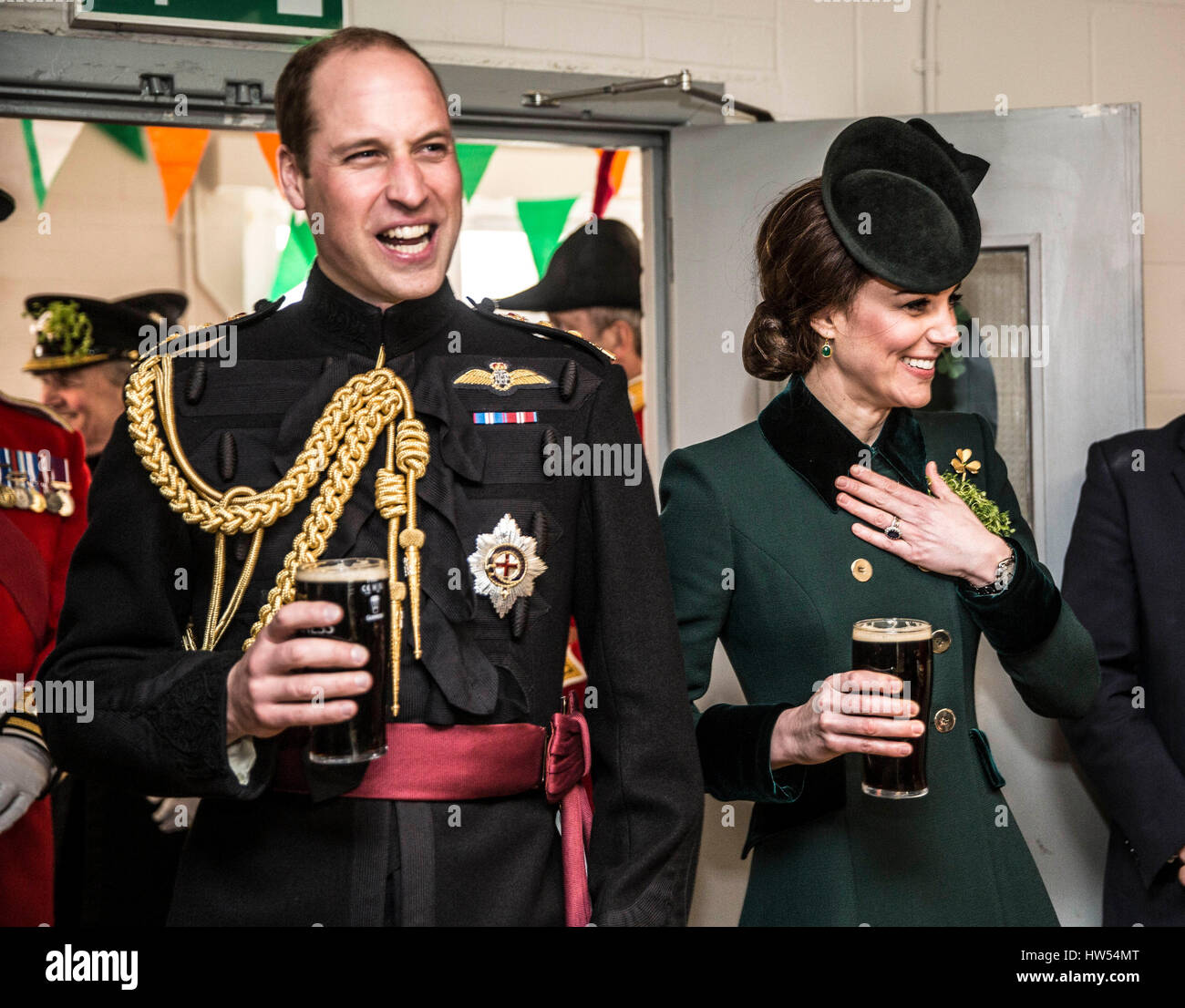 Duke duchess cambridge meet hi-res stock photography and images - Alamy