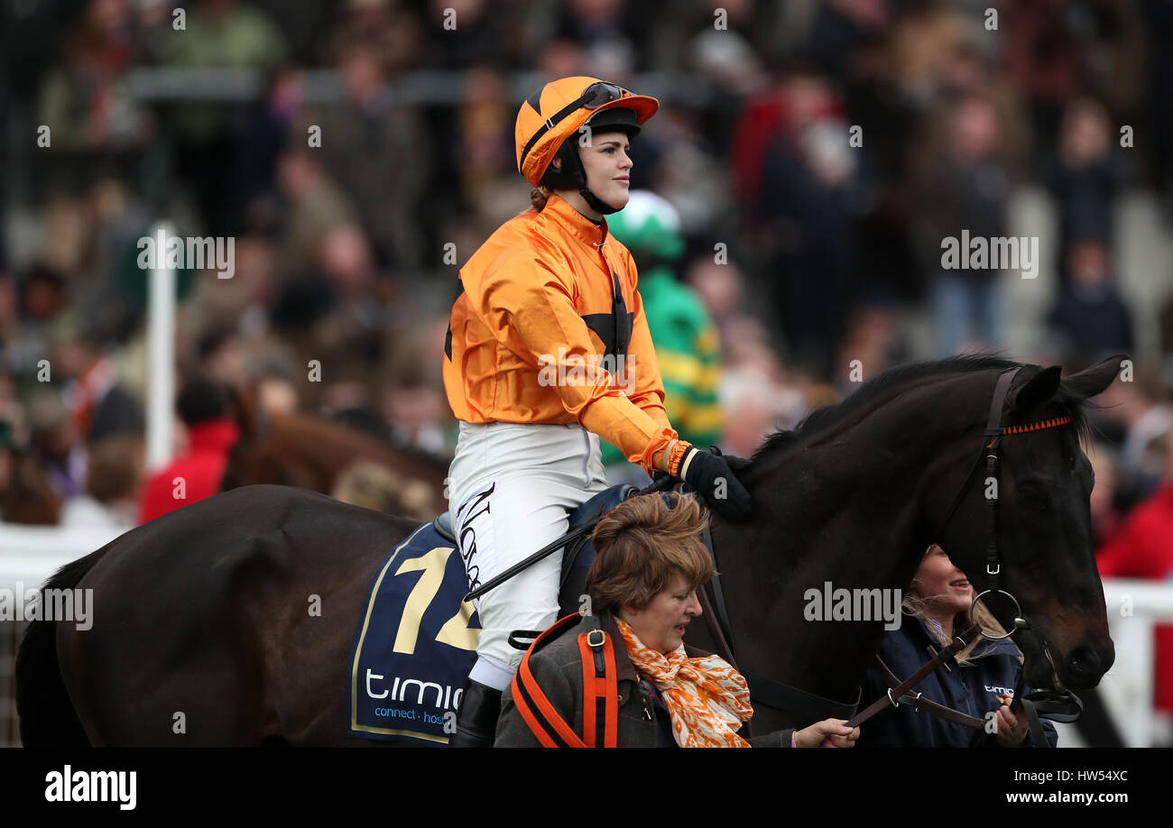 Jockey lizzie kelly during gold hi-res stock photography and images - Alamy