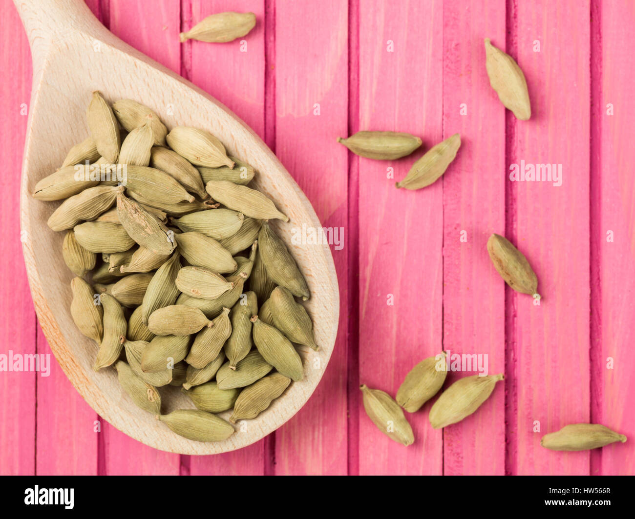 Cardamom hi-res stock photography and images - Alamy