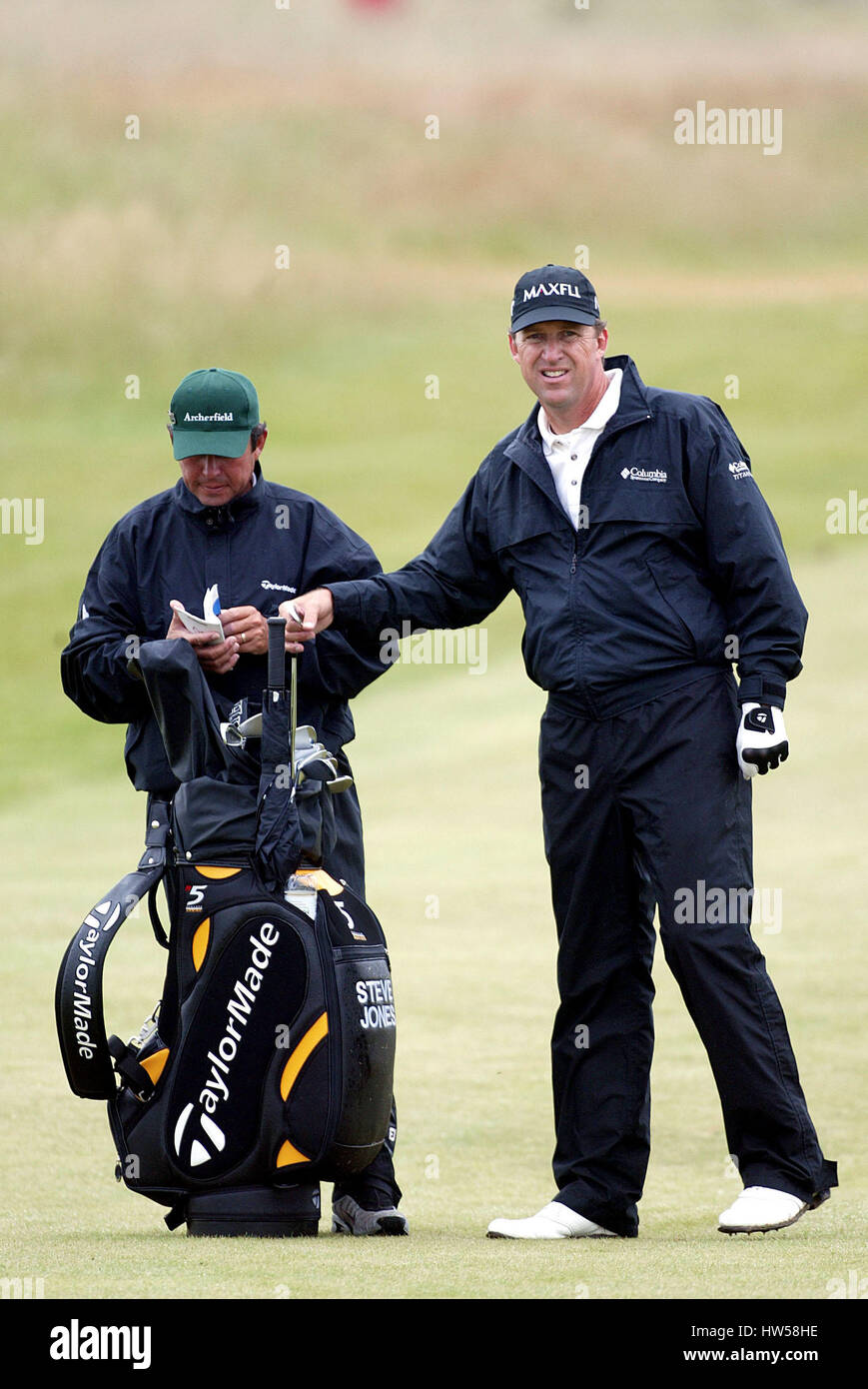 STEVE JONES. USA THE OPEN MUIRFIELD SCOTLAND 20 July 2002 Stock Photo ...