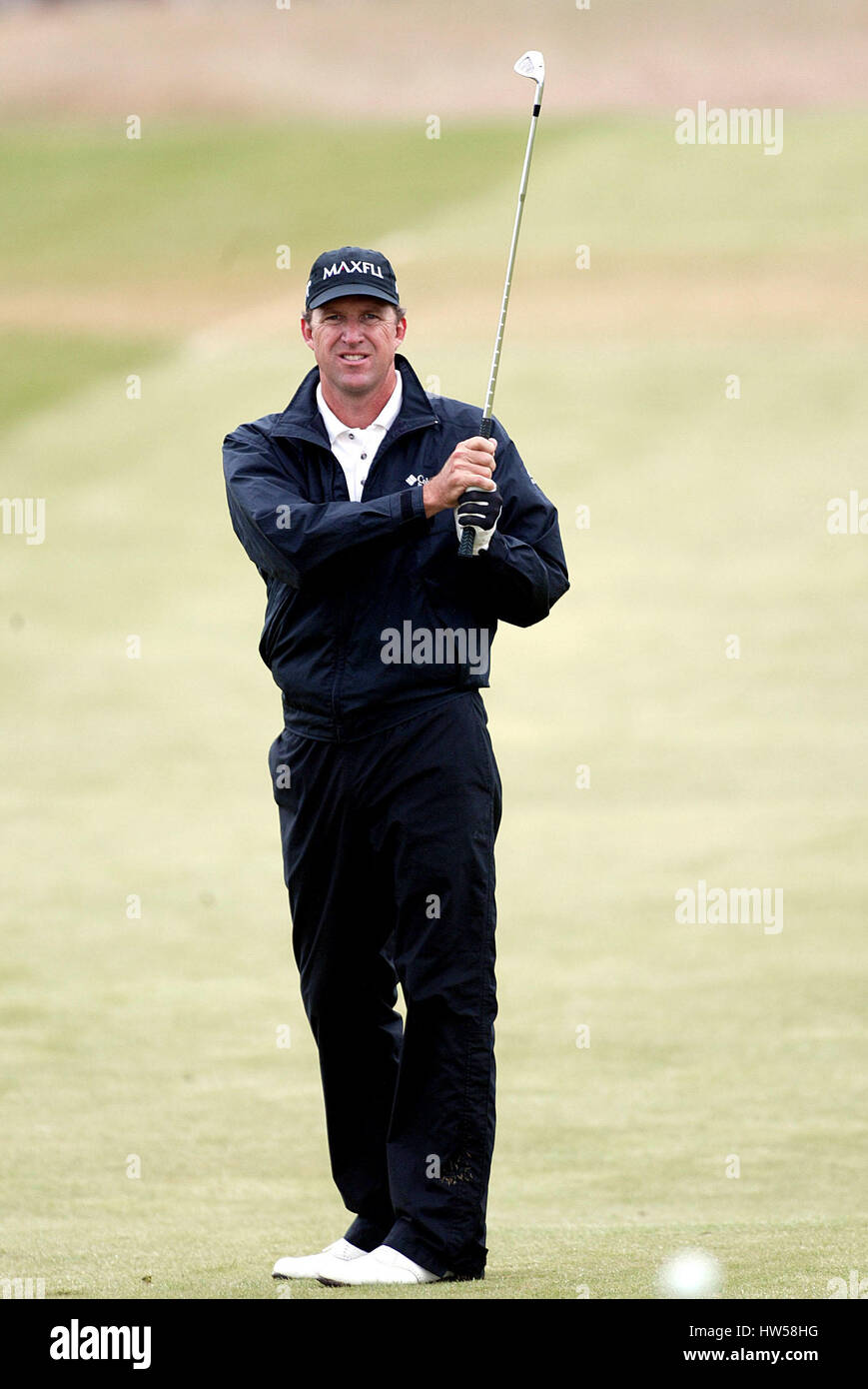 STEVE JONES. USA THE OPEN MUIRFIELD SCOTLAND 20 July 2002 Stock Photo ...
