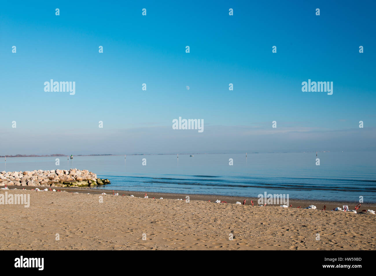 The winter beach Stock Photo - Alamy