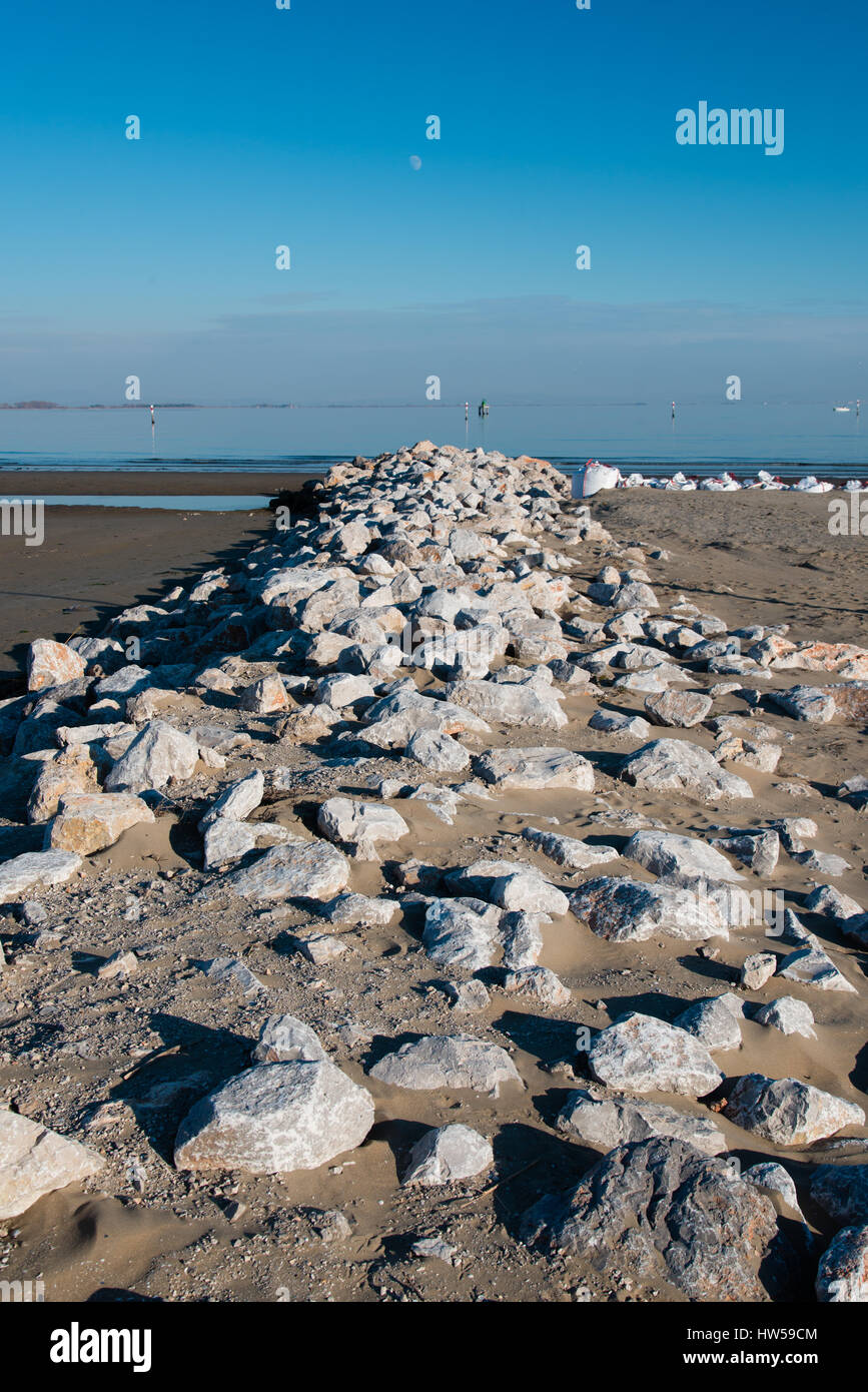 The winter beach Stock Photo - Alamy