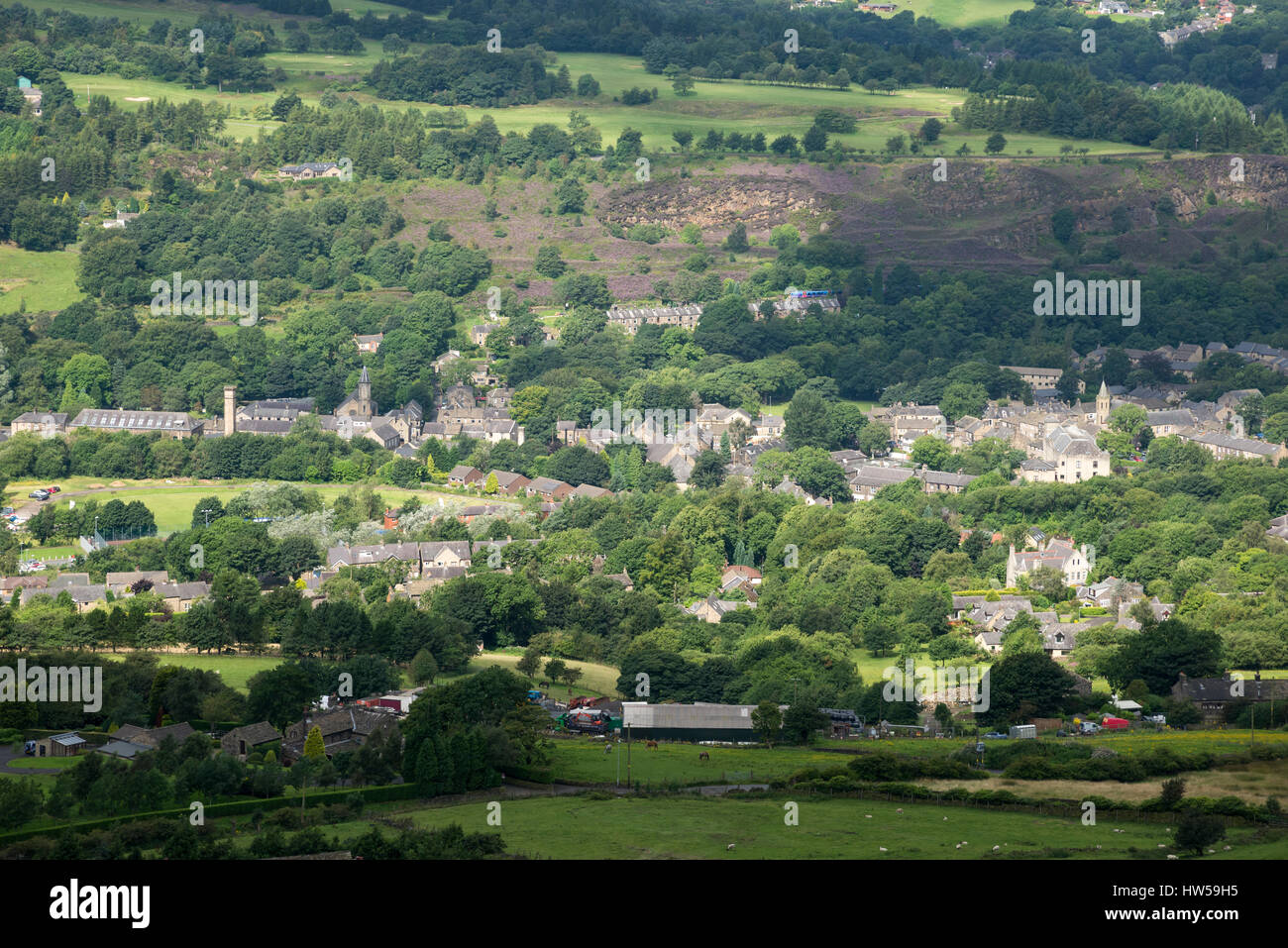 Uppermill saddleworth hi-res stock photography and images - Alamy