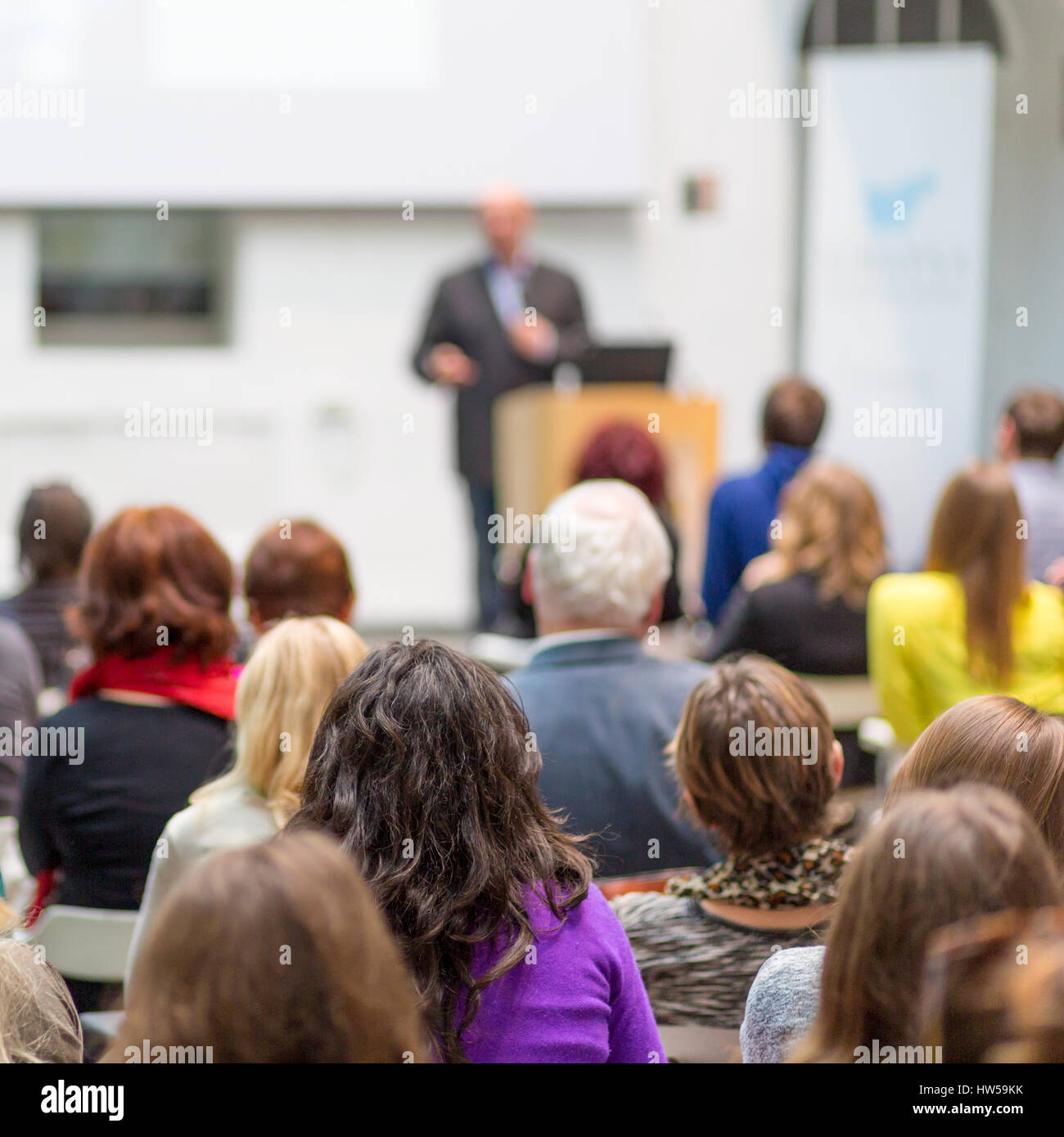 Lecture hall hi-res stock photography and images - Alamy