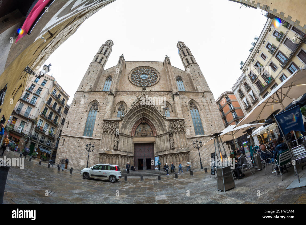 Santa Maria del Mar church facade exterior, Barcelone, Spain Stock ...