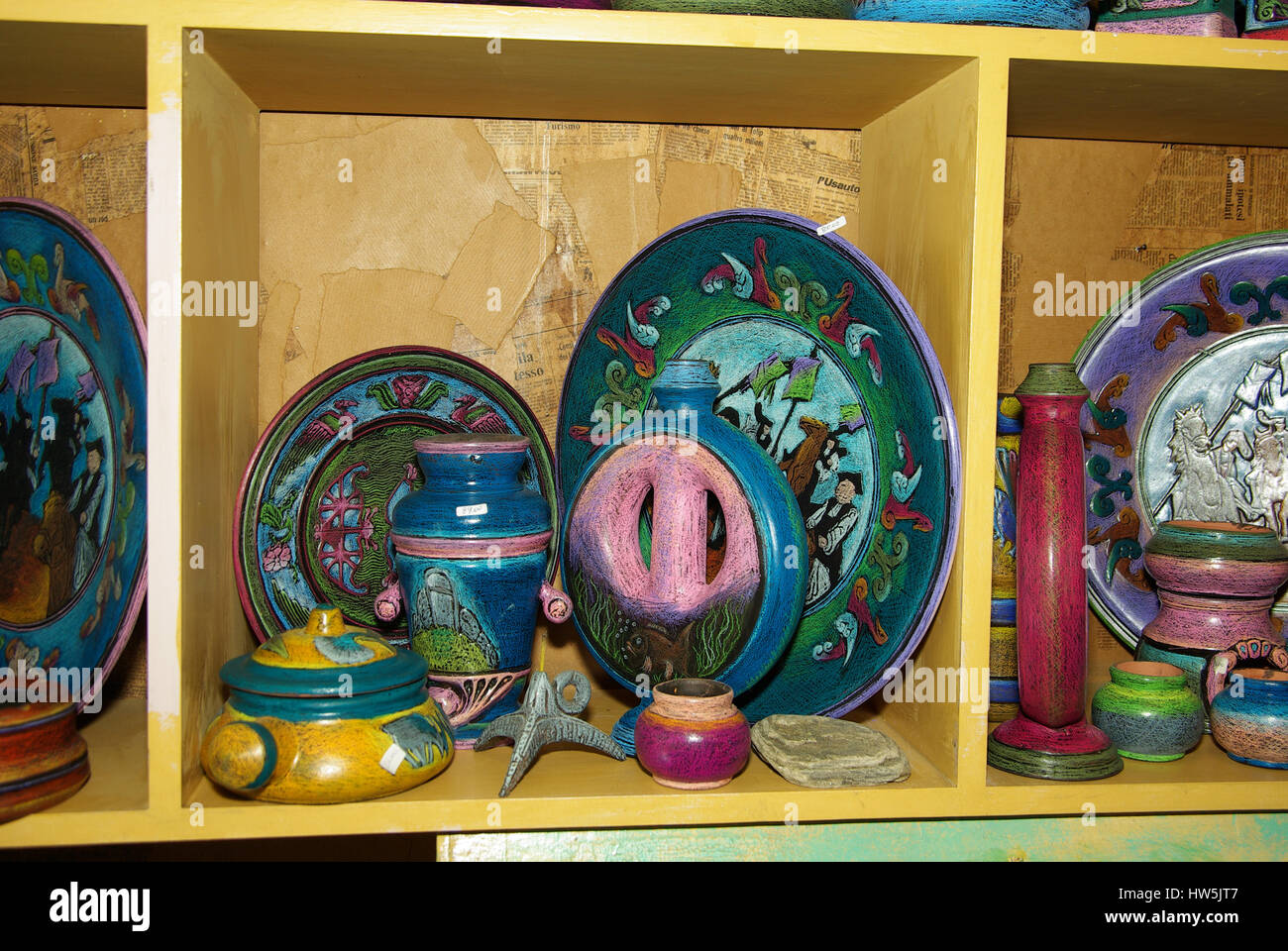 Sardinian handmade pottery Stock Photo - Alamy