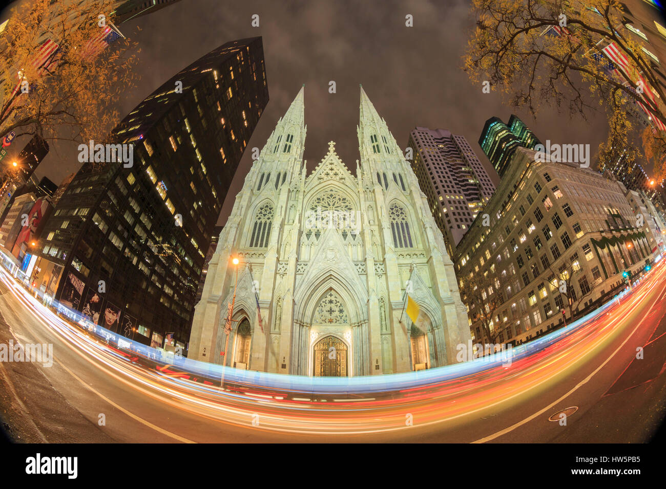 USA, New York City, Midtown Manhattan, St Patrick's Cathedral Stock ...
