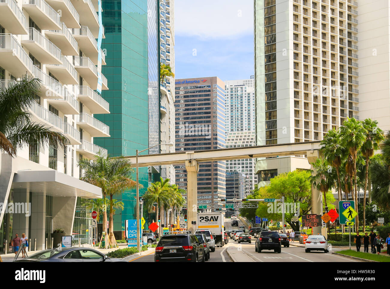 Downtown miami streets hi-res stock photography and images - Alamy