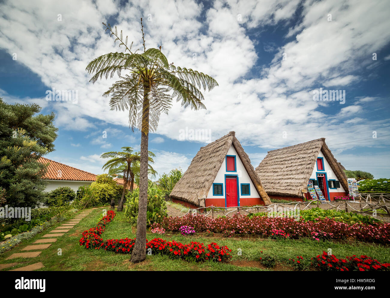Triangle roof house hi-res stock photography and images - Alamy