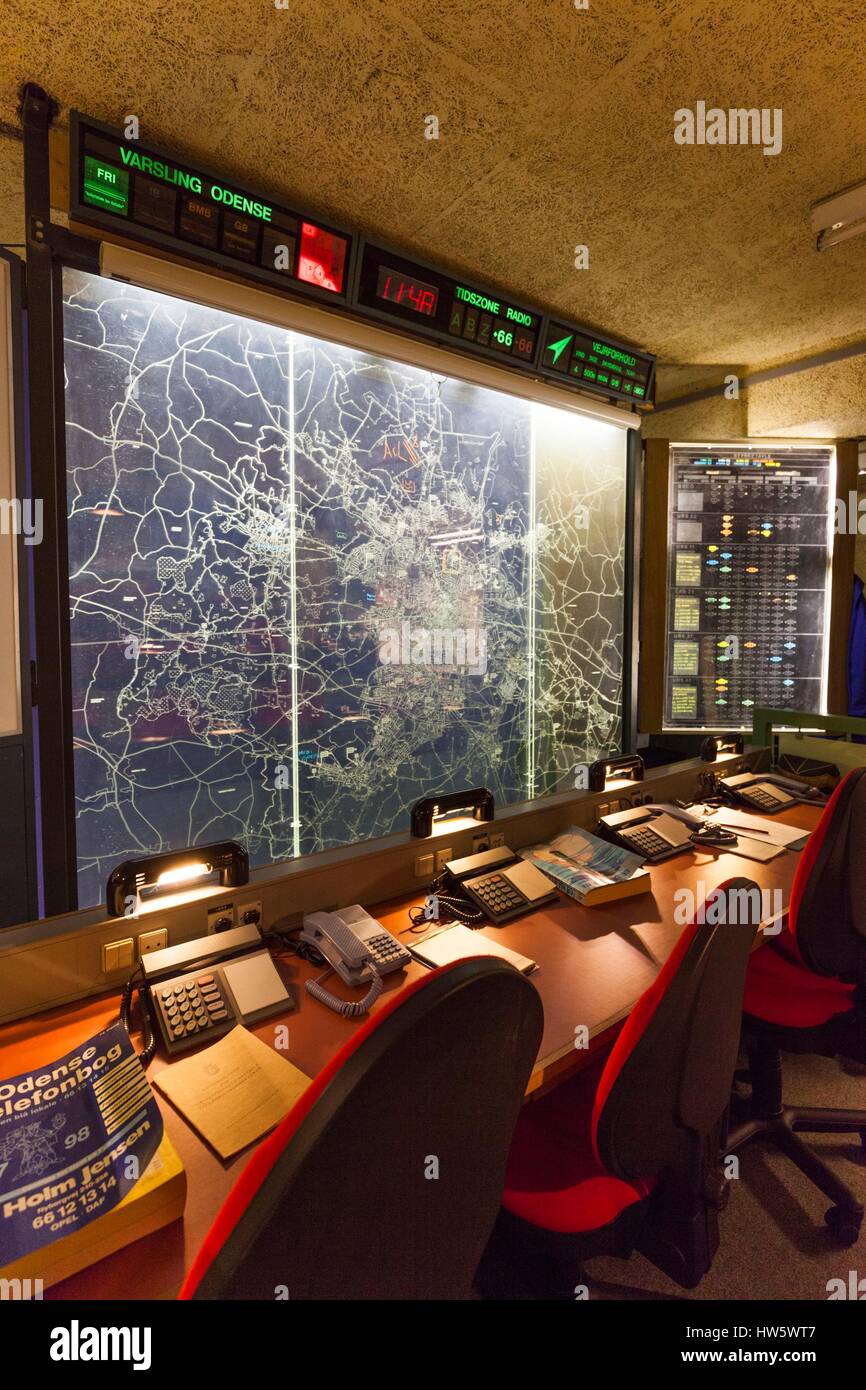 Cold war era hi-res stock photography and images - Alamy