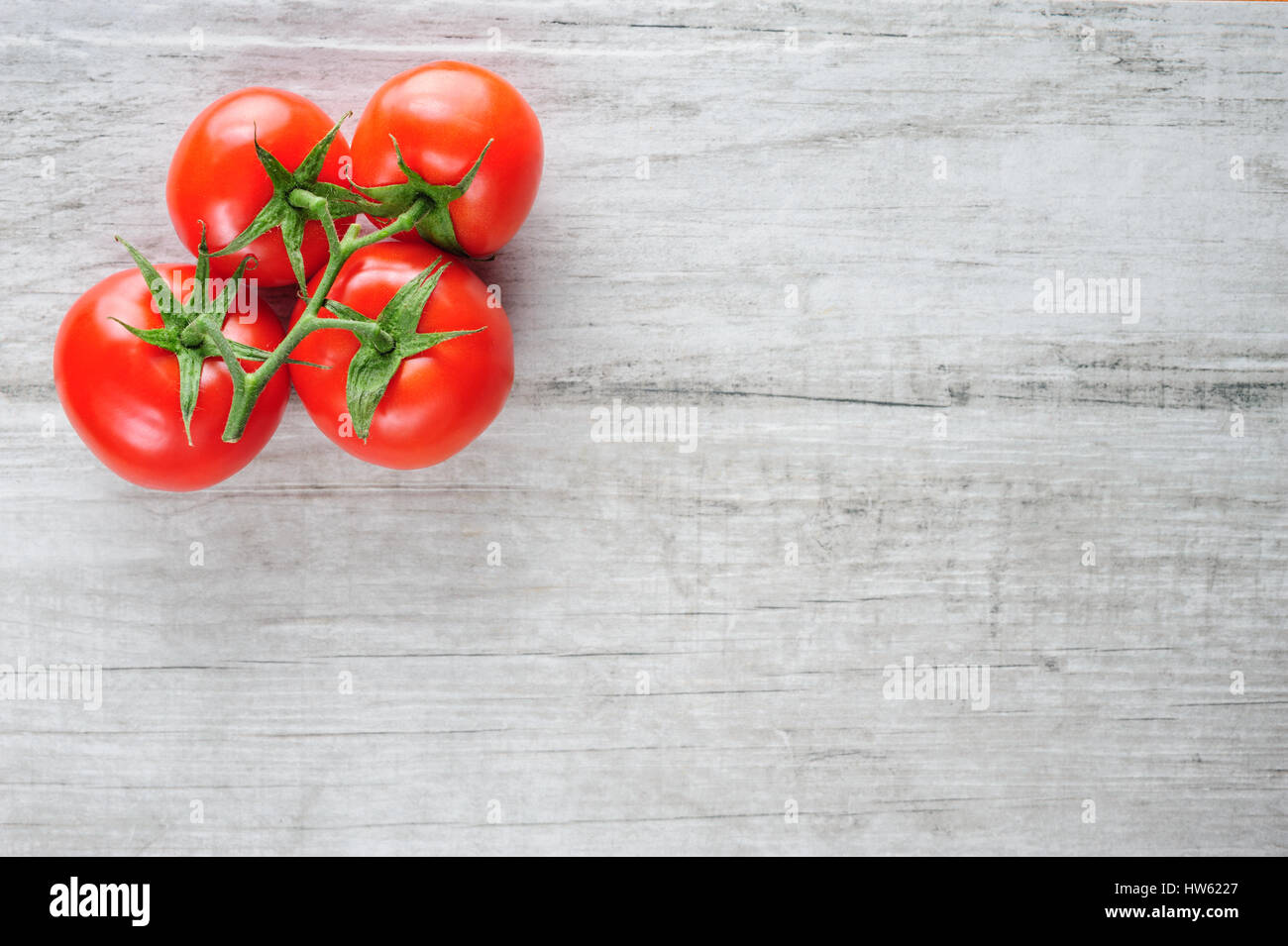 Top view of bunch of fresh tomatoes Stock Photo - Alamy