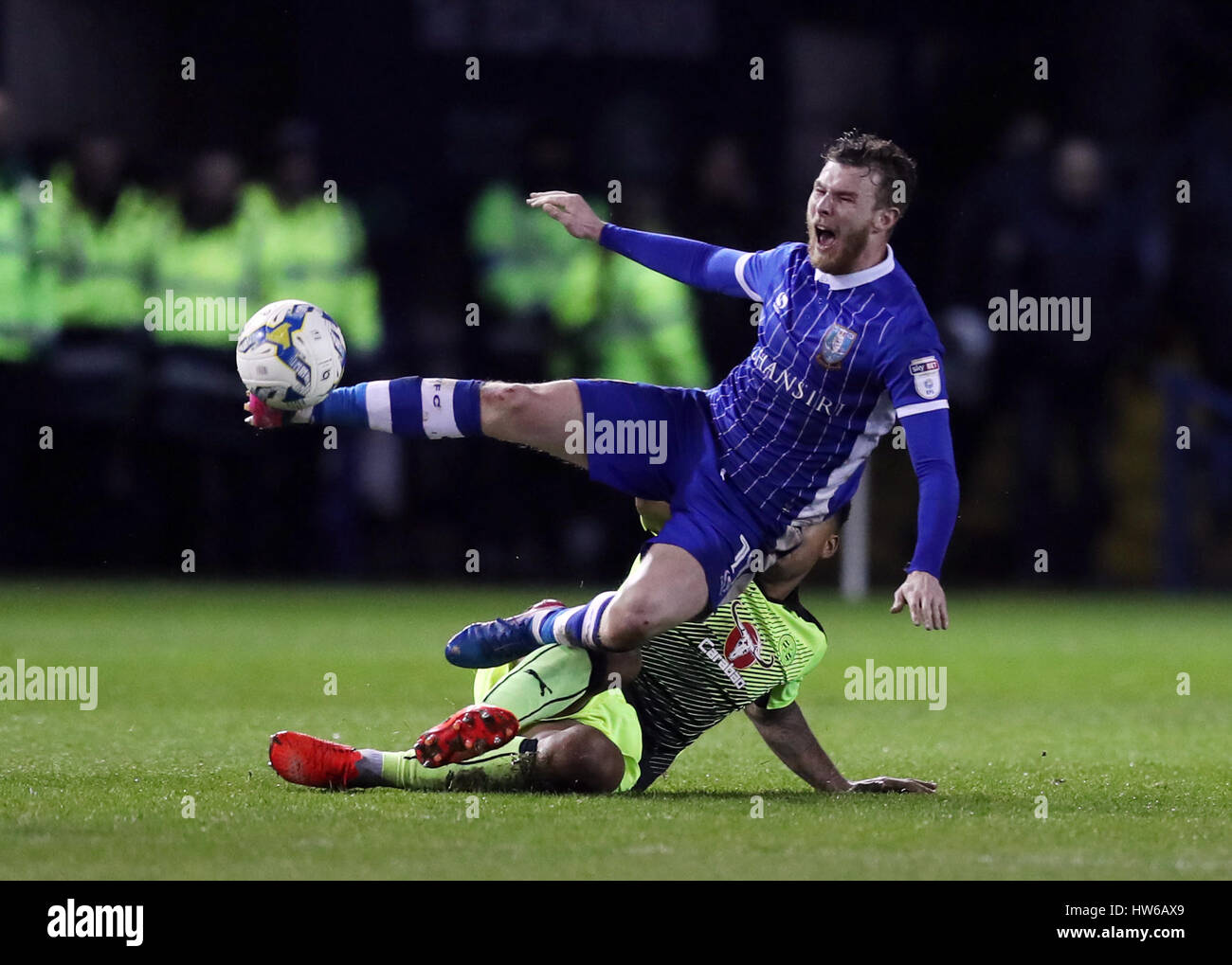 Sheffield Wednesday's Sam Winnall (left) and Reading's Liam Moore ...