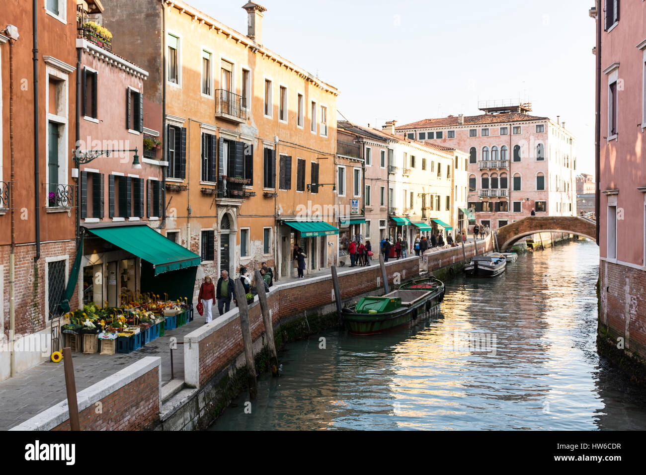 Street scene in Venice, Italy Stock Photo - Alamy