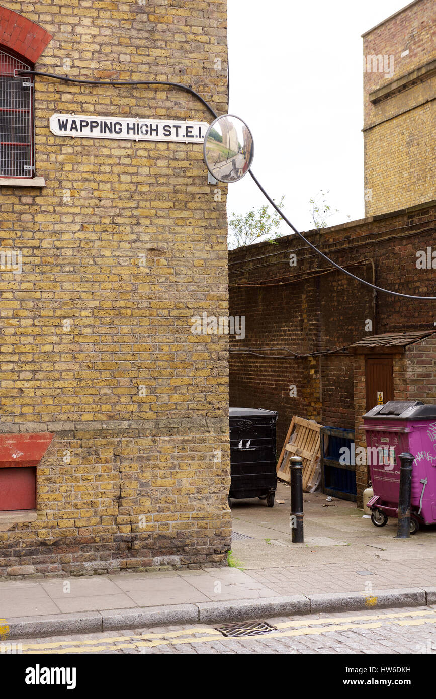 Wapping High Street, Wharf building, Wapping, London, England Stock ...