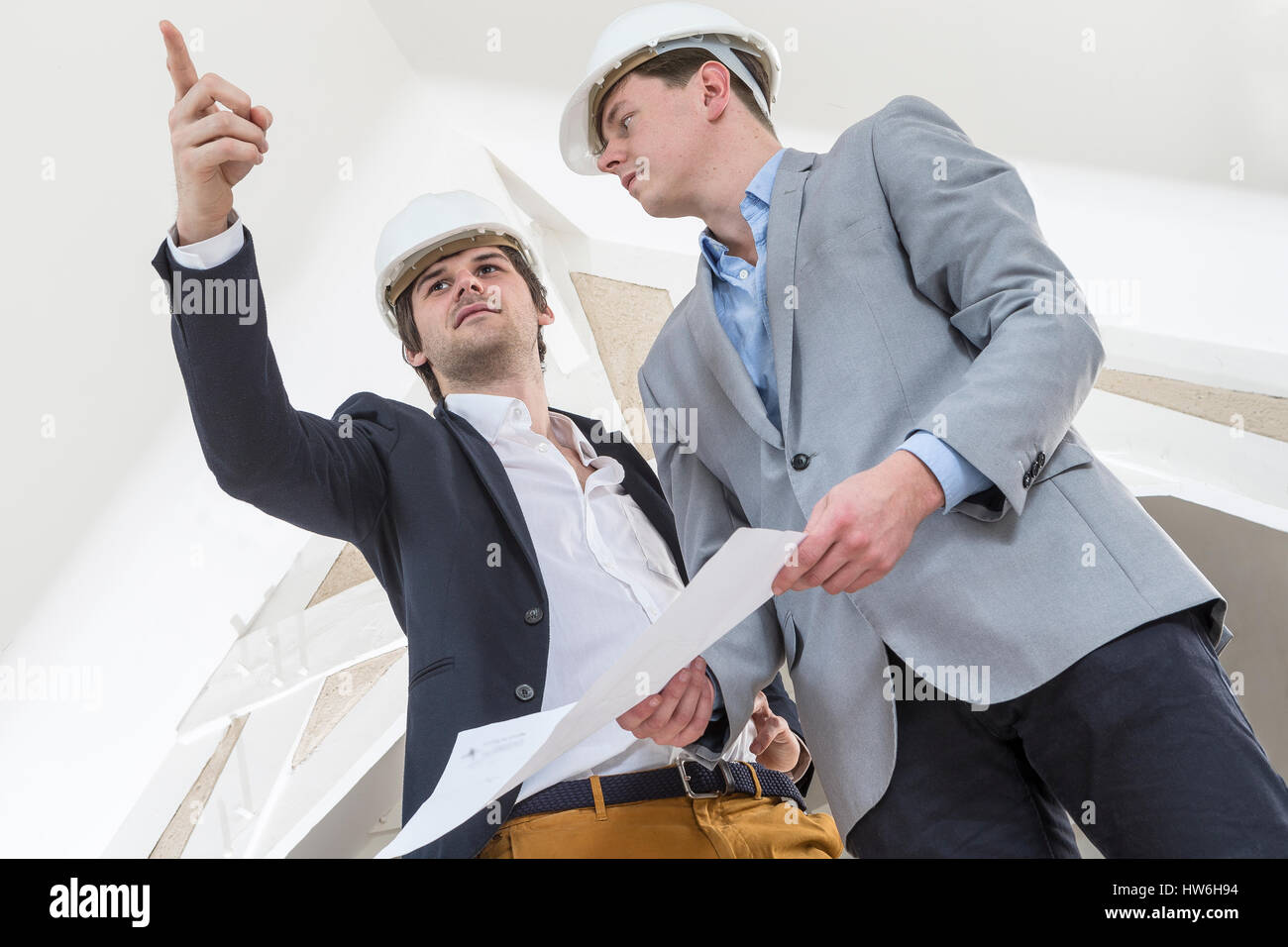 Construction discussion hi-res stock photography and images - Alamy