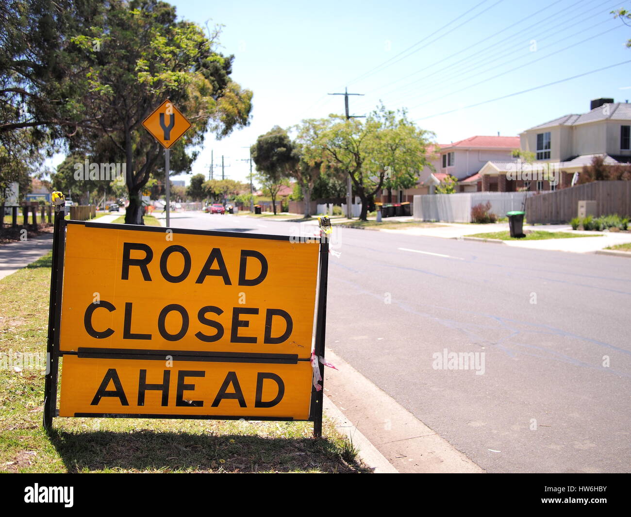 Installing signage hi-res stock photography and images - Alamy