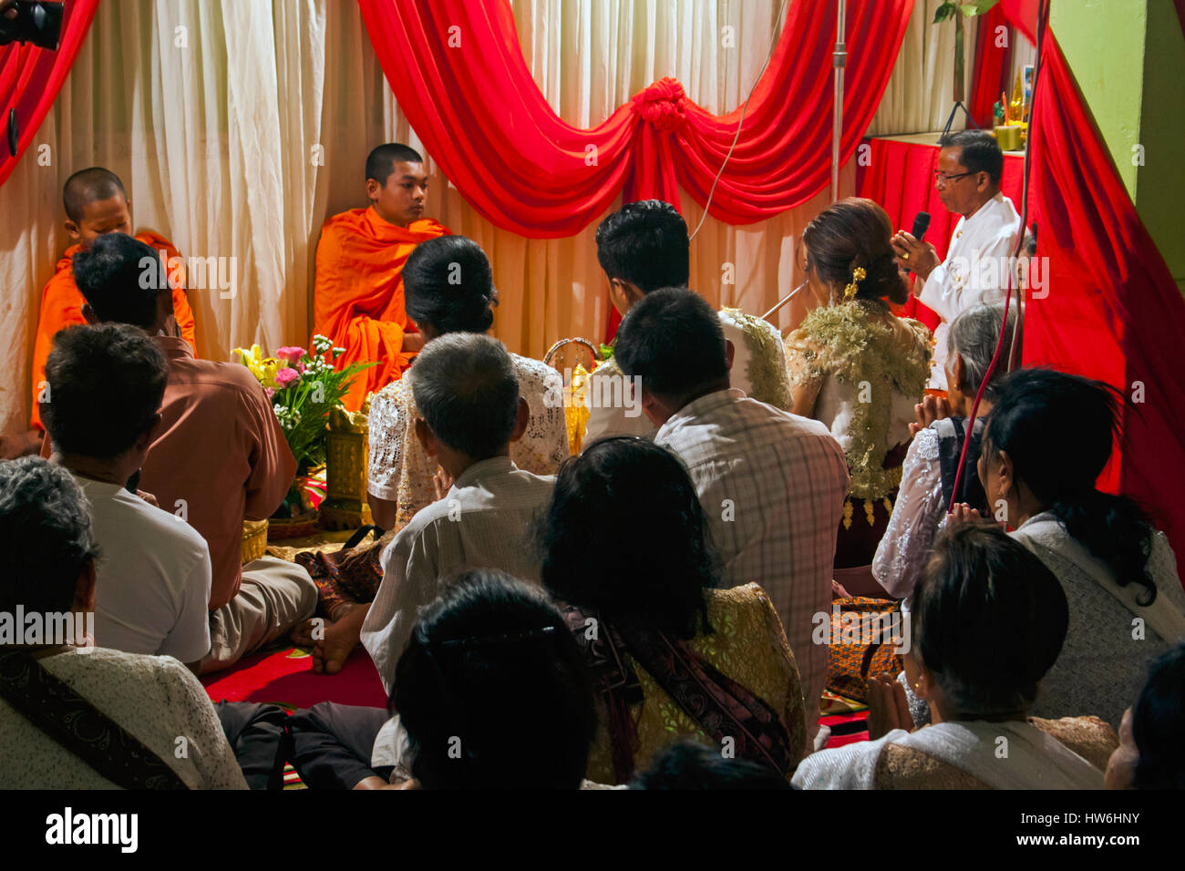 Buddhist wedding ceremony hi-res stock photography and images - Alamy
