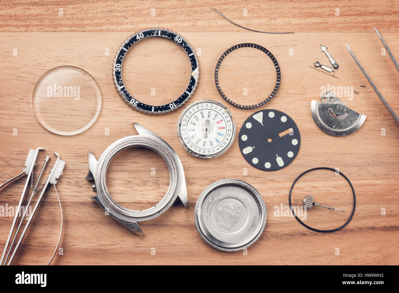 closeup the parts of automatic wristwatch, watch reparing concept Stock ...