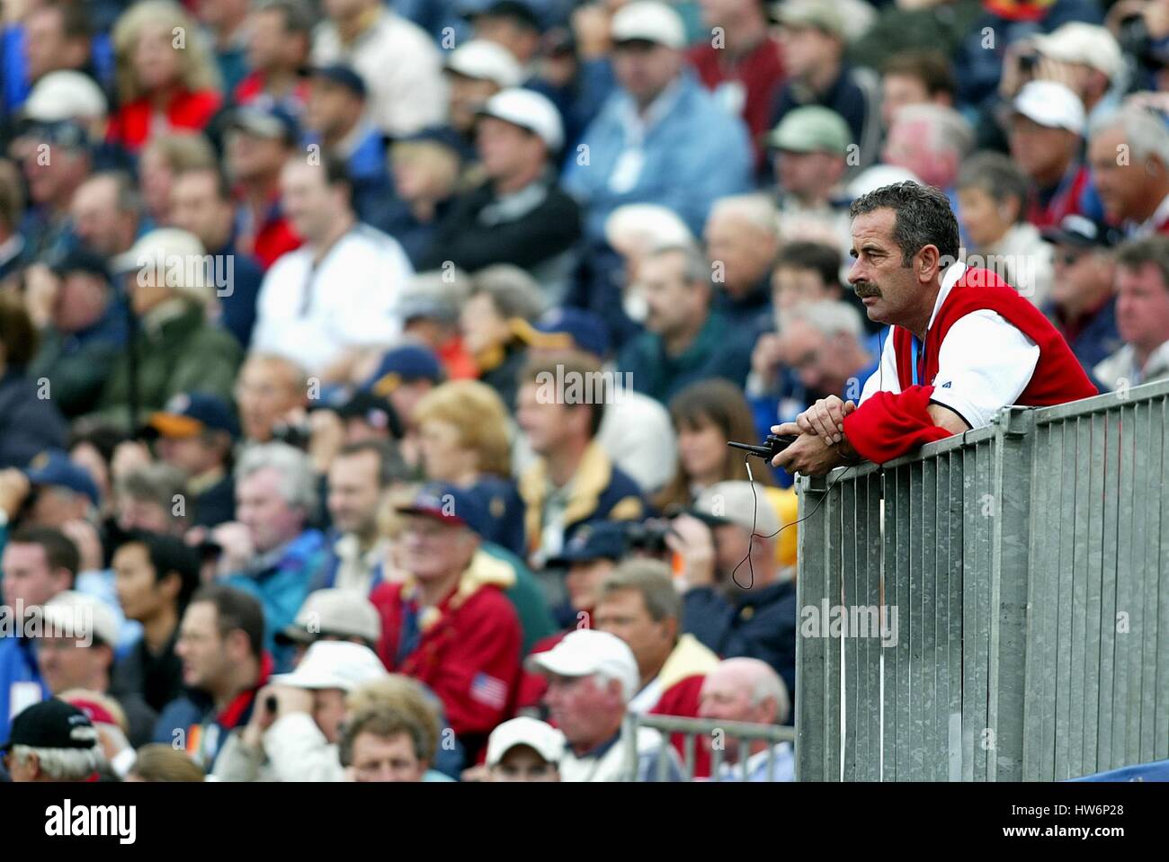 SAM TORRANCE EUROPE RYDER CUP 02 27 September 2002 Stock Photo - Alamy