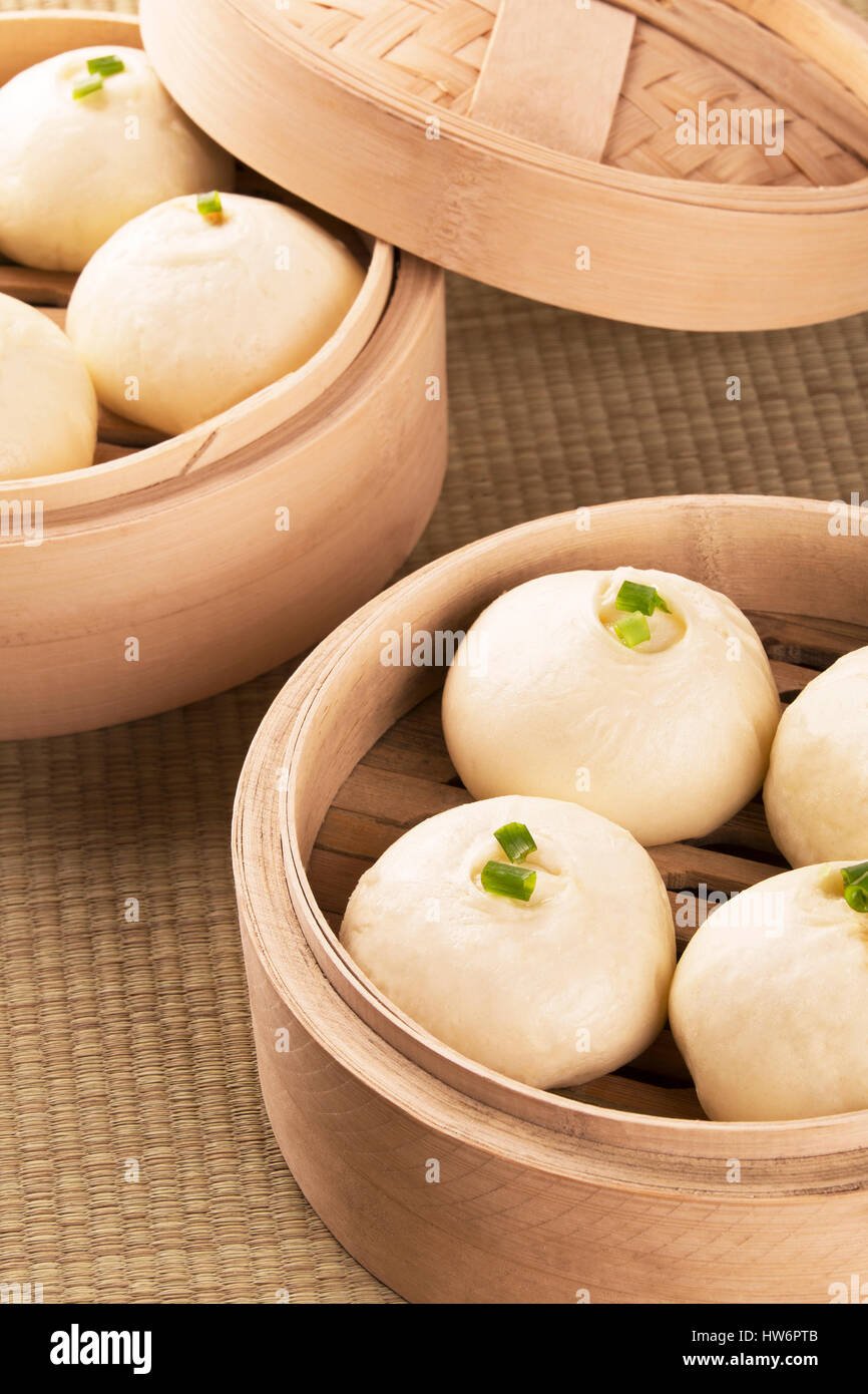 Chinese steamed dumplings baozi hi-res stock photography and images - Alamy