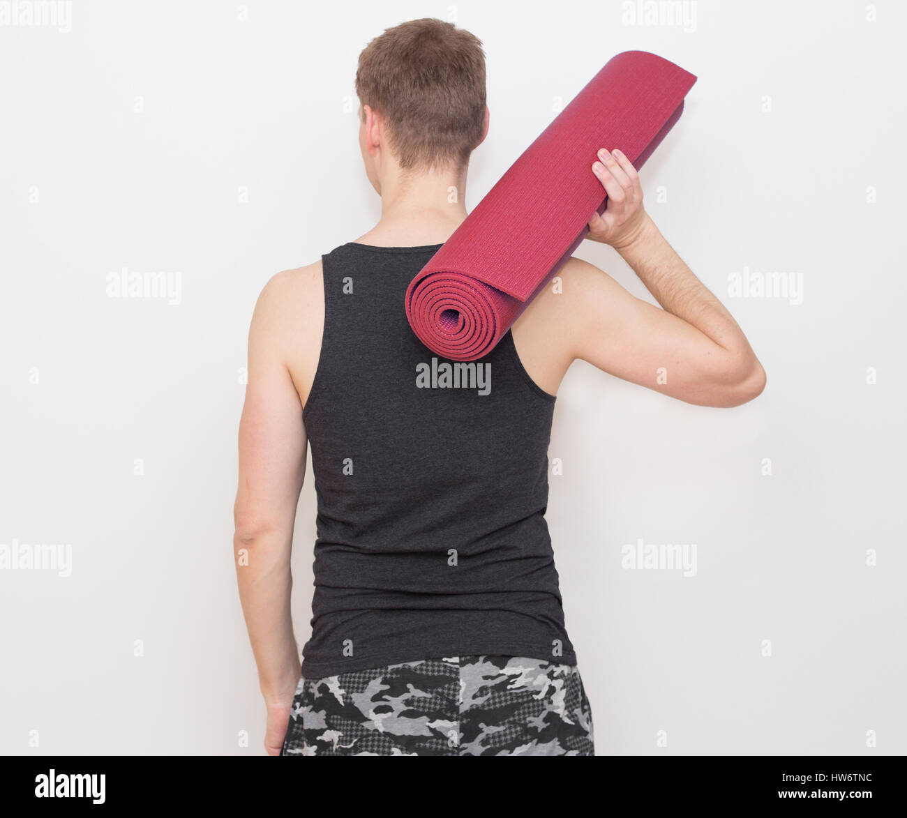 Back view fit sporty man hi-res stock photography and images - Alamy