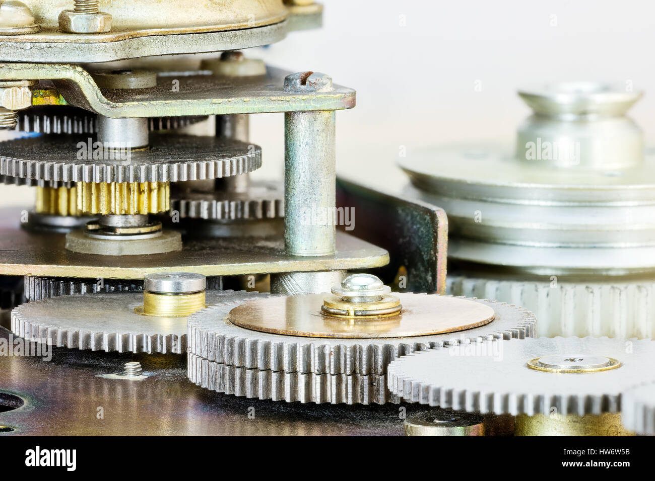 Mechanical gears hi-res stock photography and images - Alamy