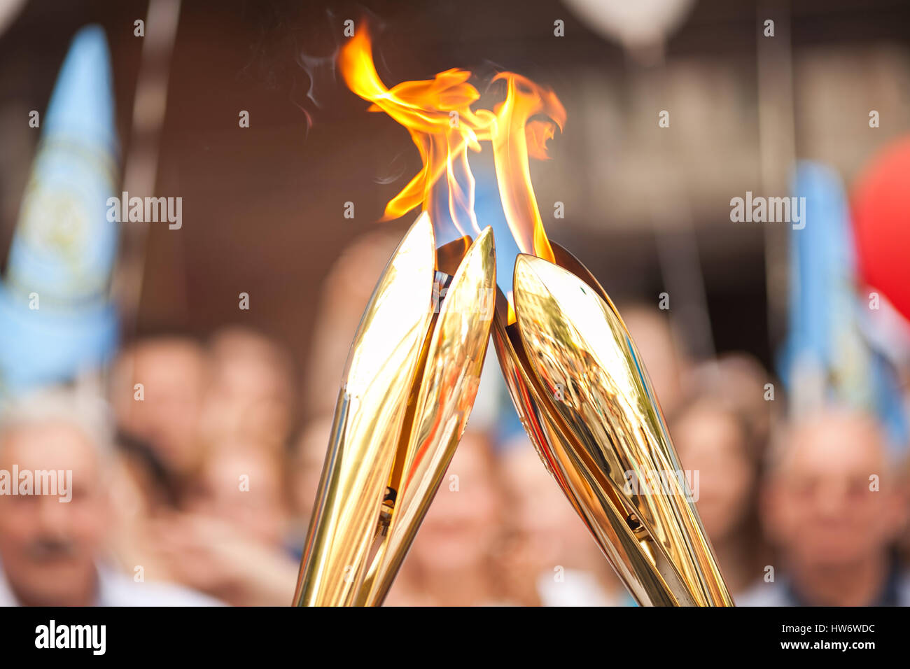 sports relay. sports torch relay. sport symbol. symbol of sports Stock ...