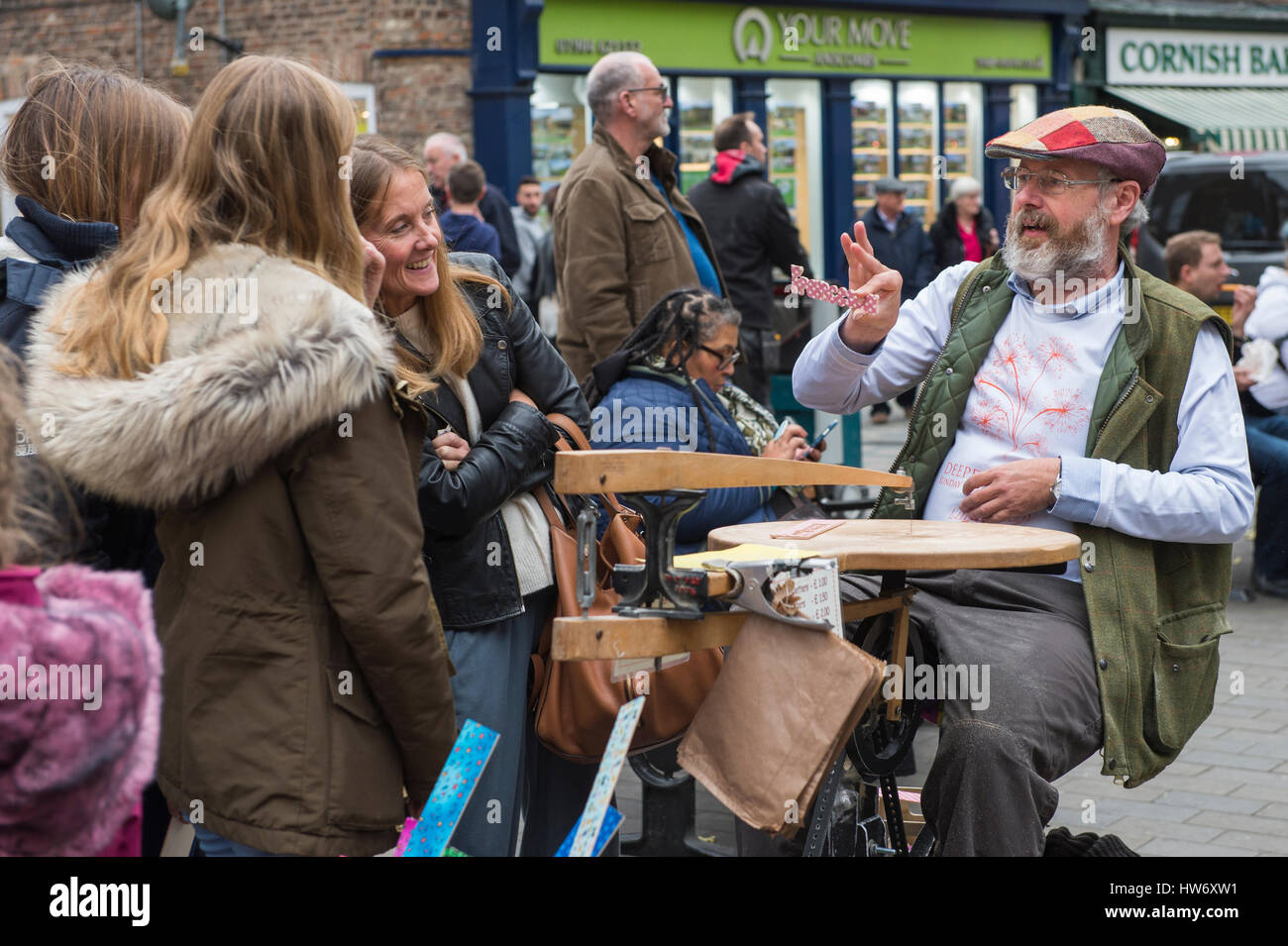 Kings square york hi-res stock photography and images - Alamy