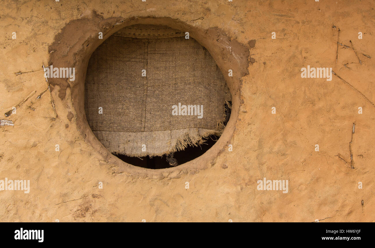 Simple hole hi-res stock photography and images - Alamy