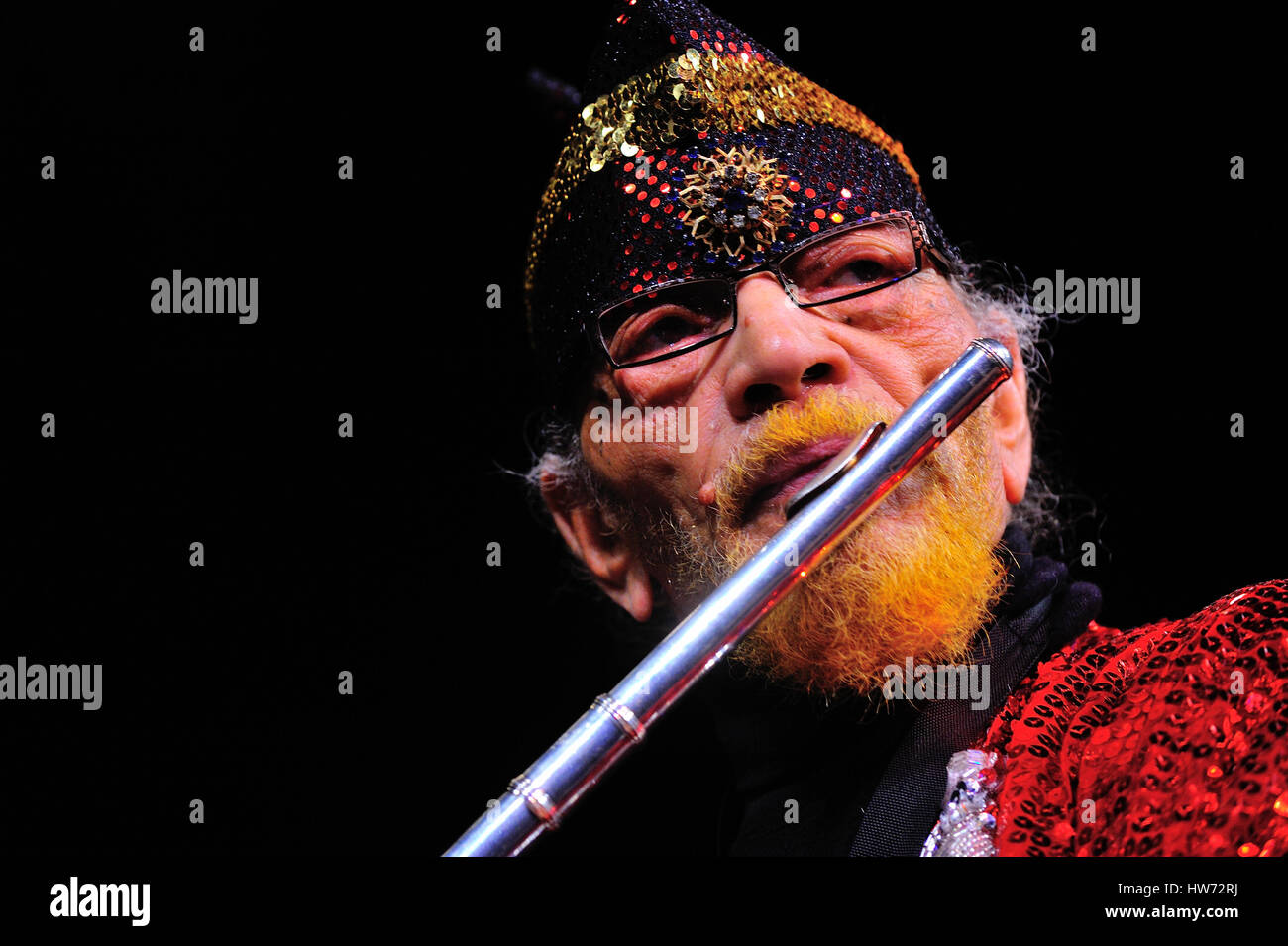Flute sun ra arkestra hi-res stock photography and images - Alamy