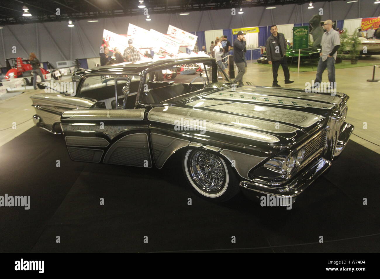 Lowrider car paint hi-res stock photography and images - Alamy