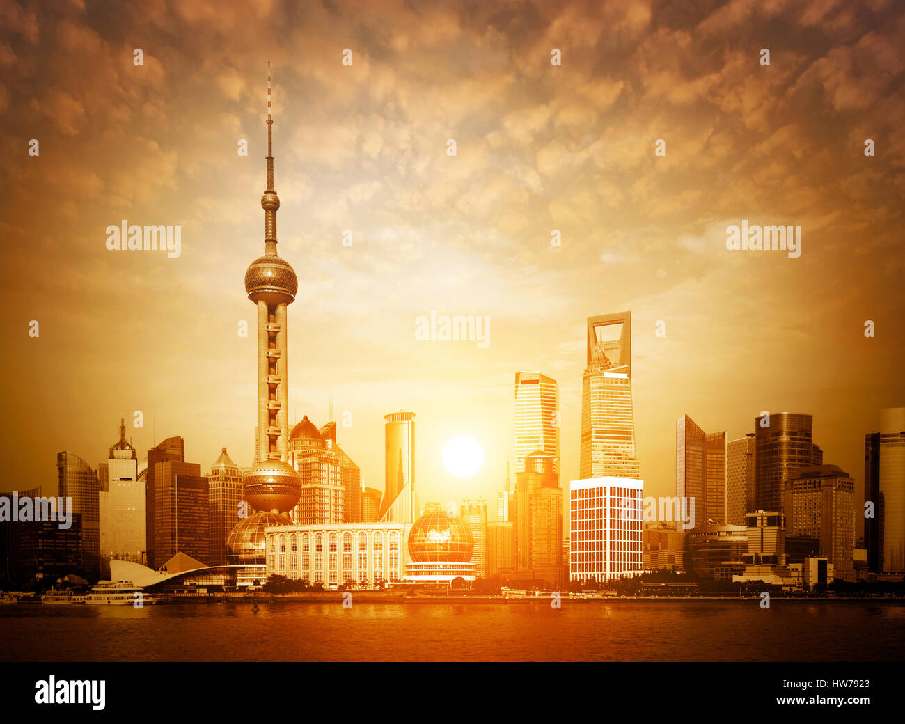 Shanghai sunrise, horizon and the buildings of Lujiazui Stock Photo - Alamy