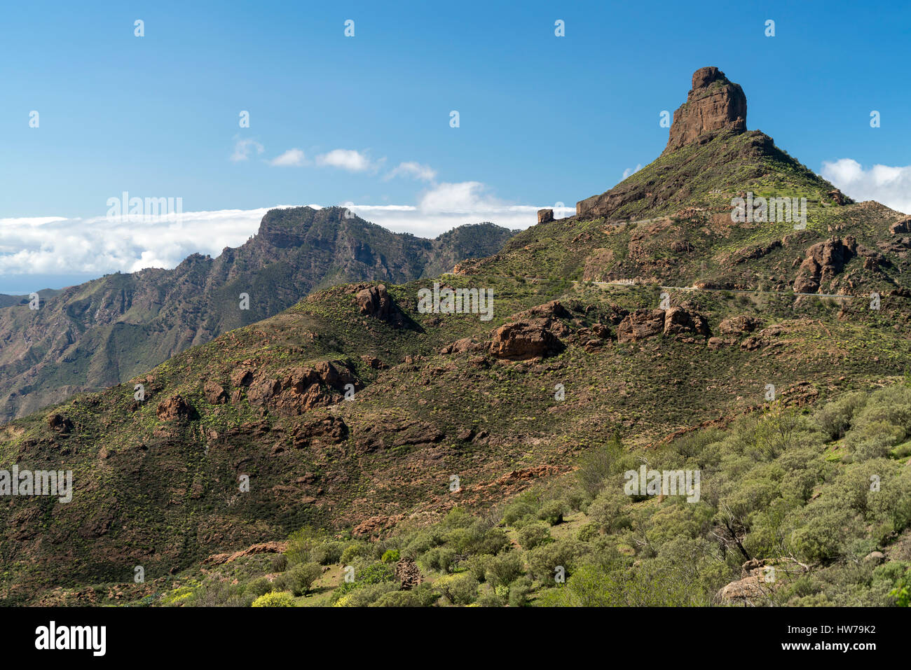 Landschaft am Monolith Roque Bentayga, Insel Gran Canaria, Kanarische ...