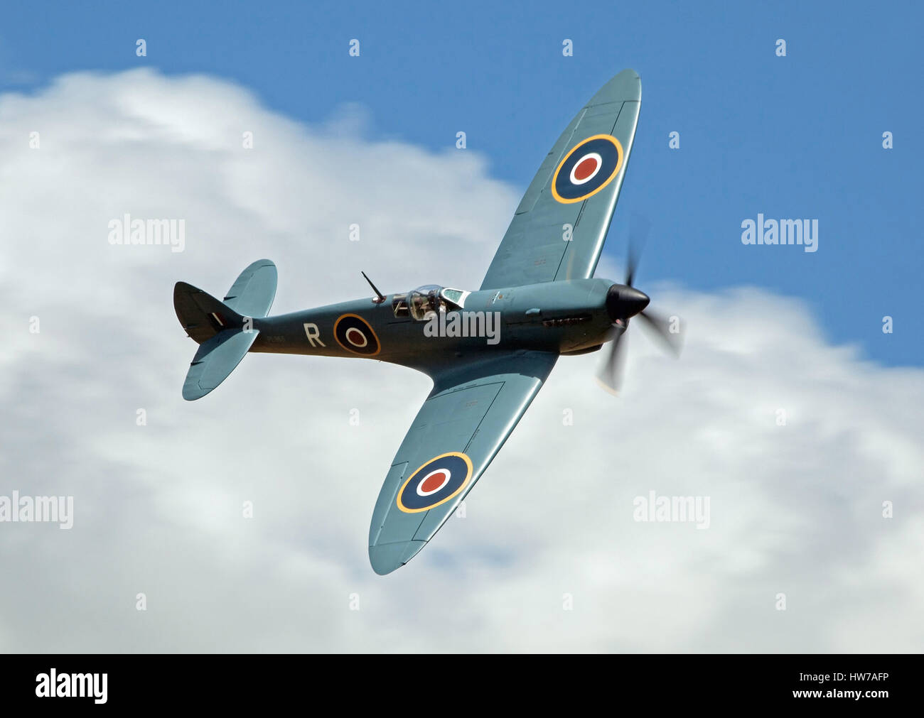 Spitfire in the sky Stock Photo - Alamy