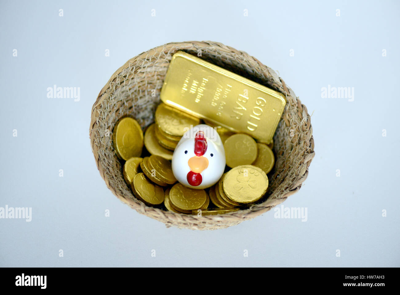 Gold 24k hi-res stock photography and images - Alamy