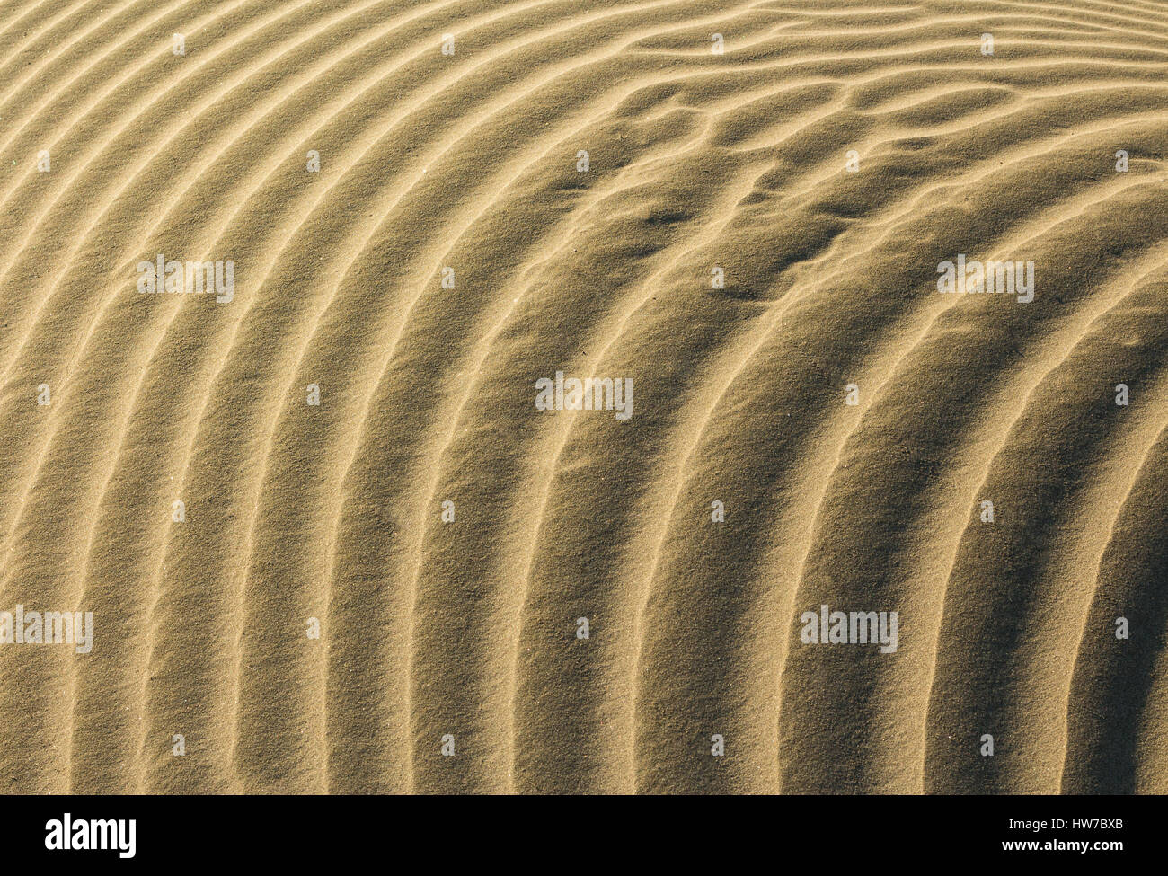 Clean waves hi-res stock photography and images - Alamy