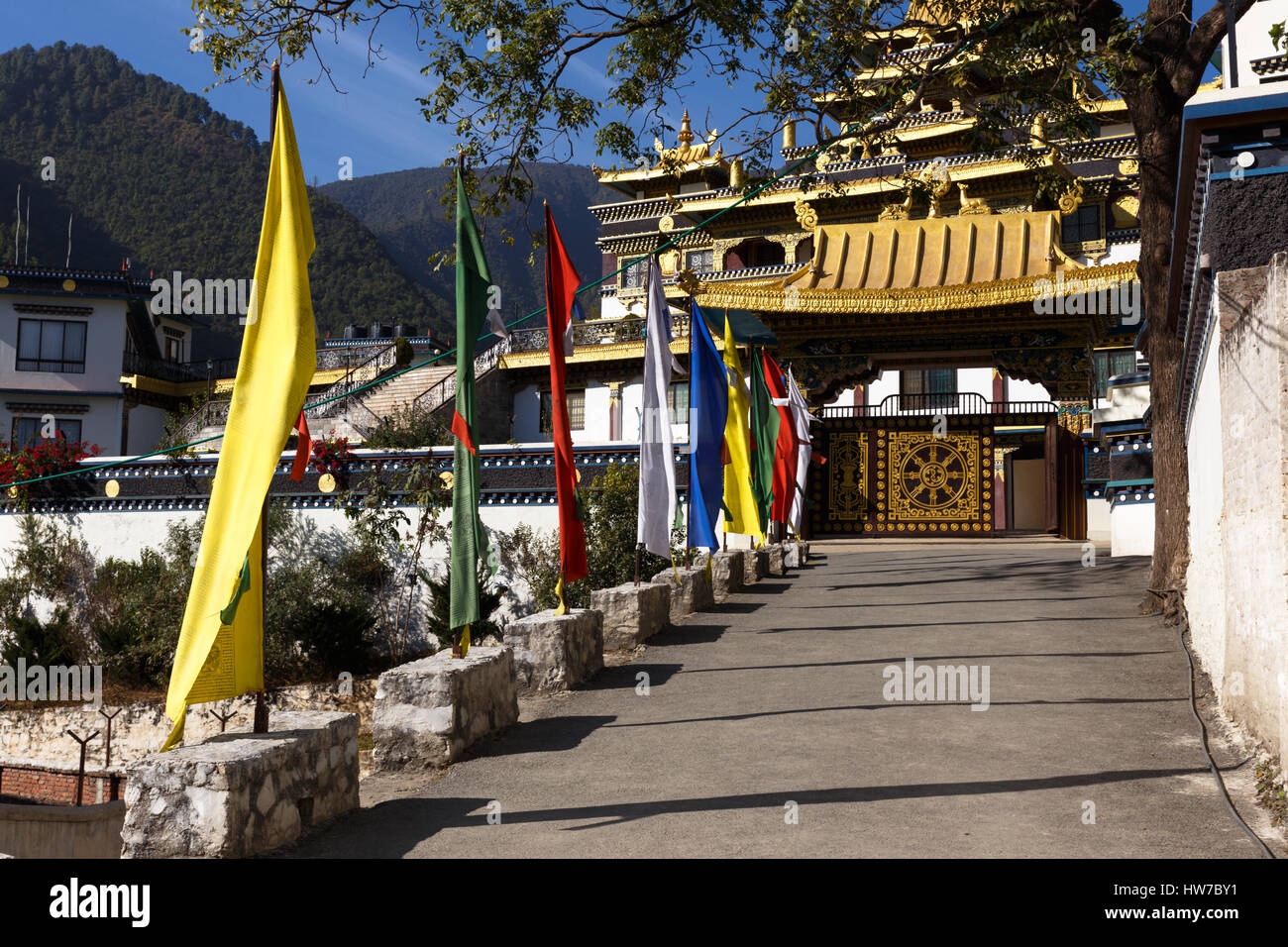 Entrance gate tibetan buddhist temple hi-res stock photography and ...
