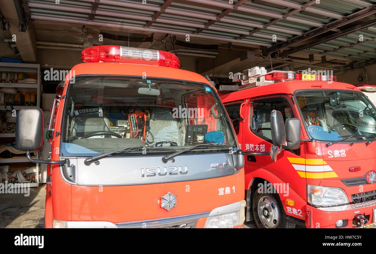 Japanese fire engine hi-res stock photography and images - Alamy