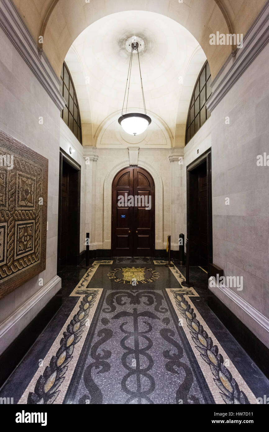 Old hallway leading to the entrance of a monument, house Stock Photo ...