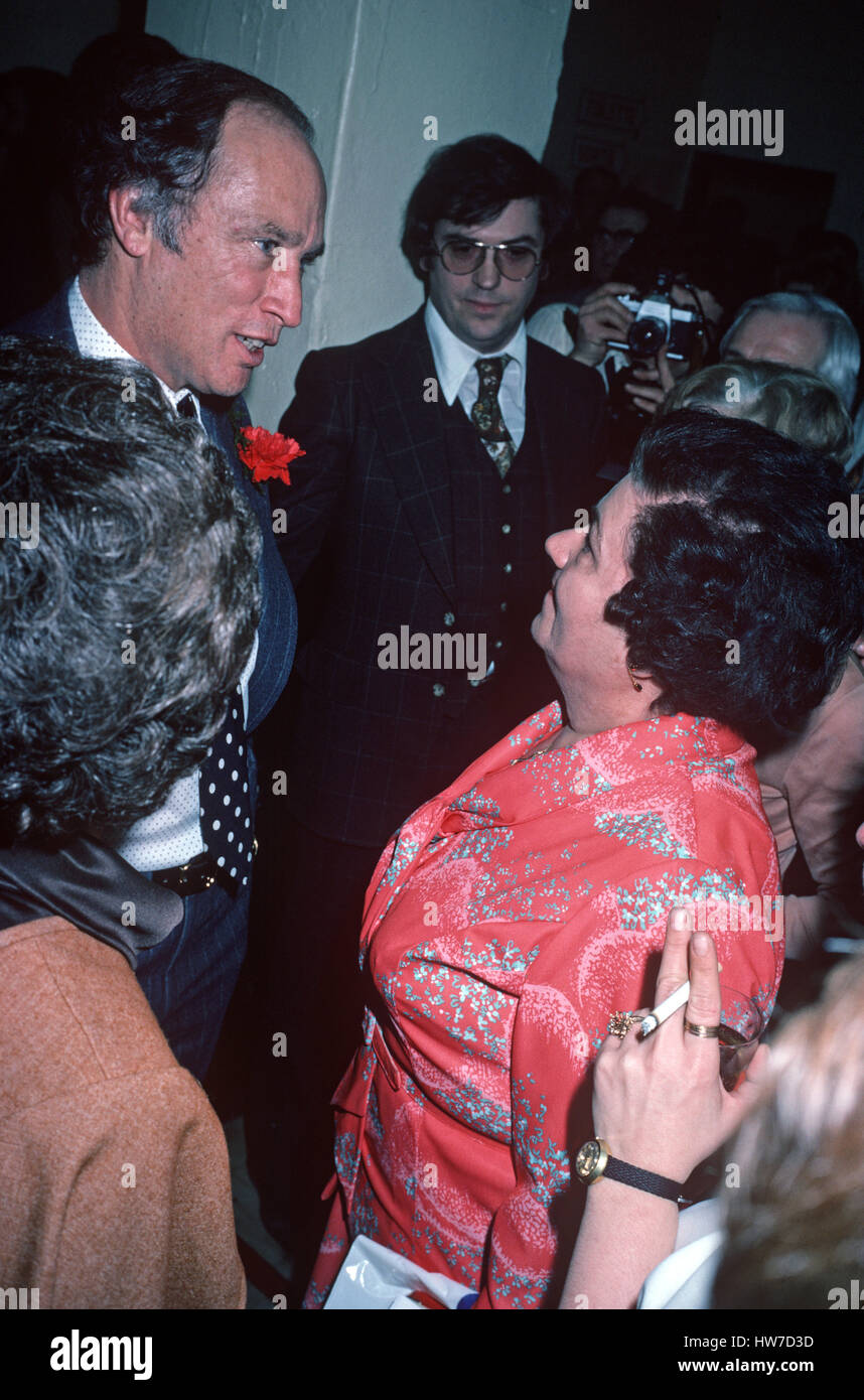 Pierre trudeau 1970s hi-res stock photography and images - Alamy