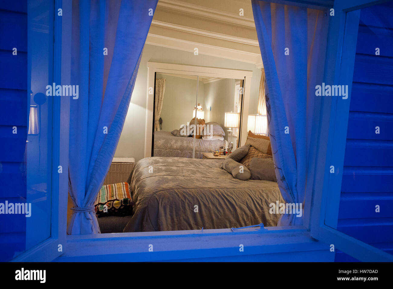 Night time cottage view Stock Photo - Alamy