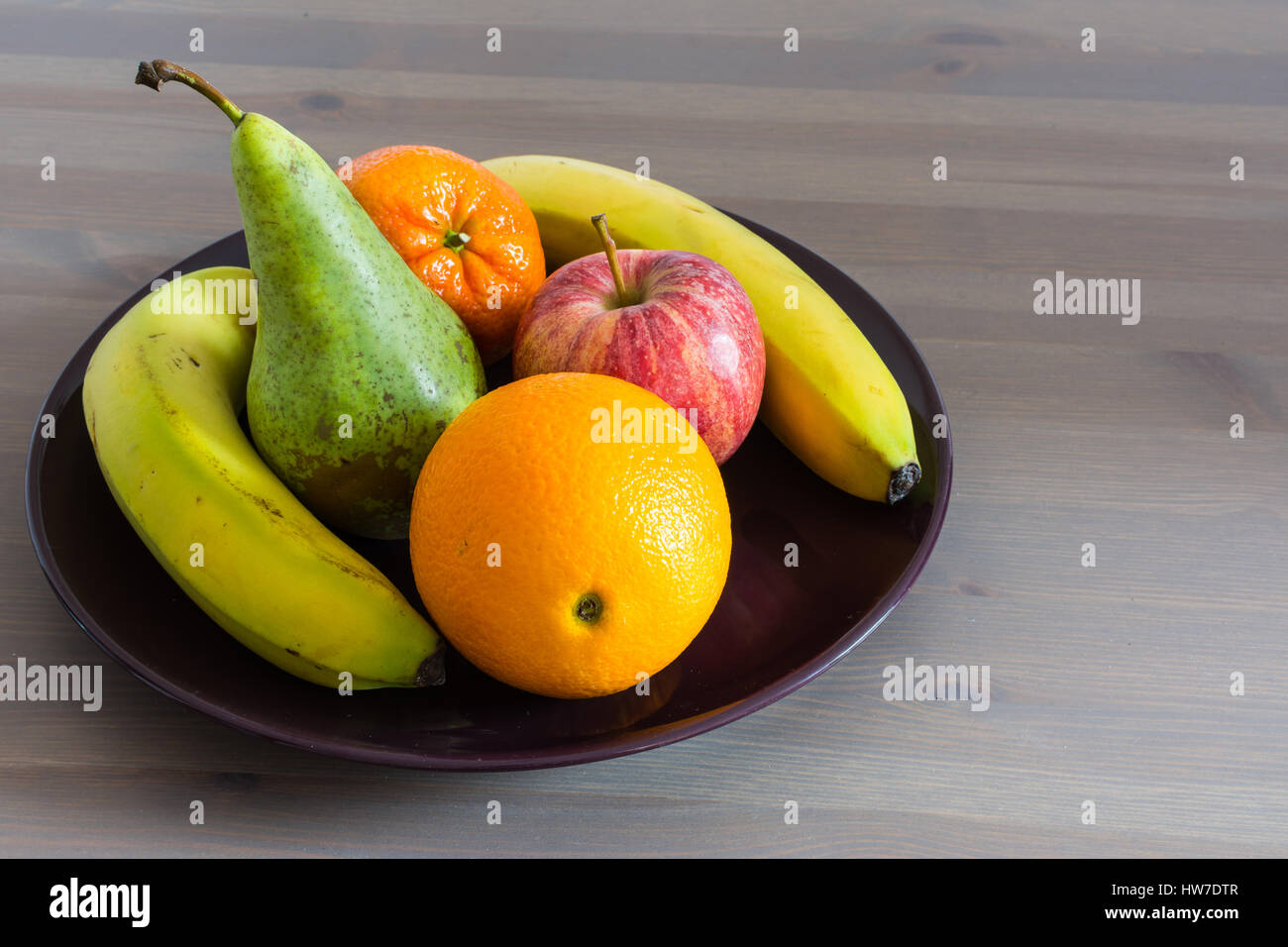Fruits on table hi-res stock photography and images - Alamy