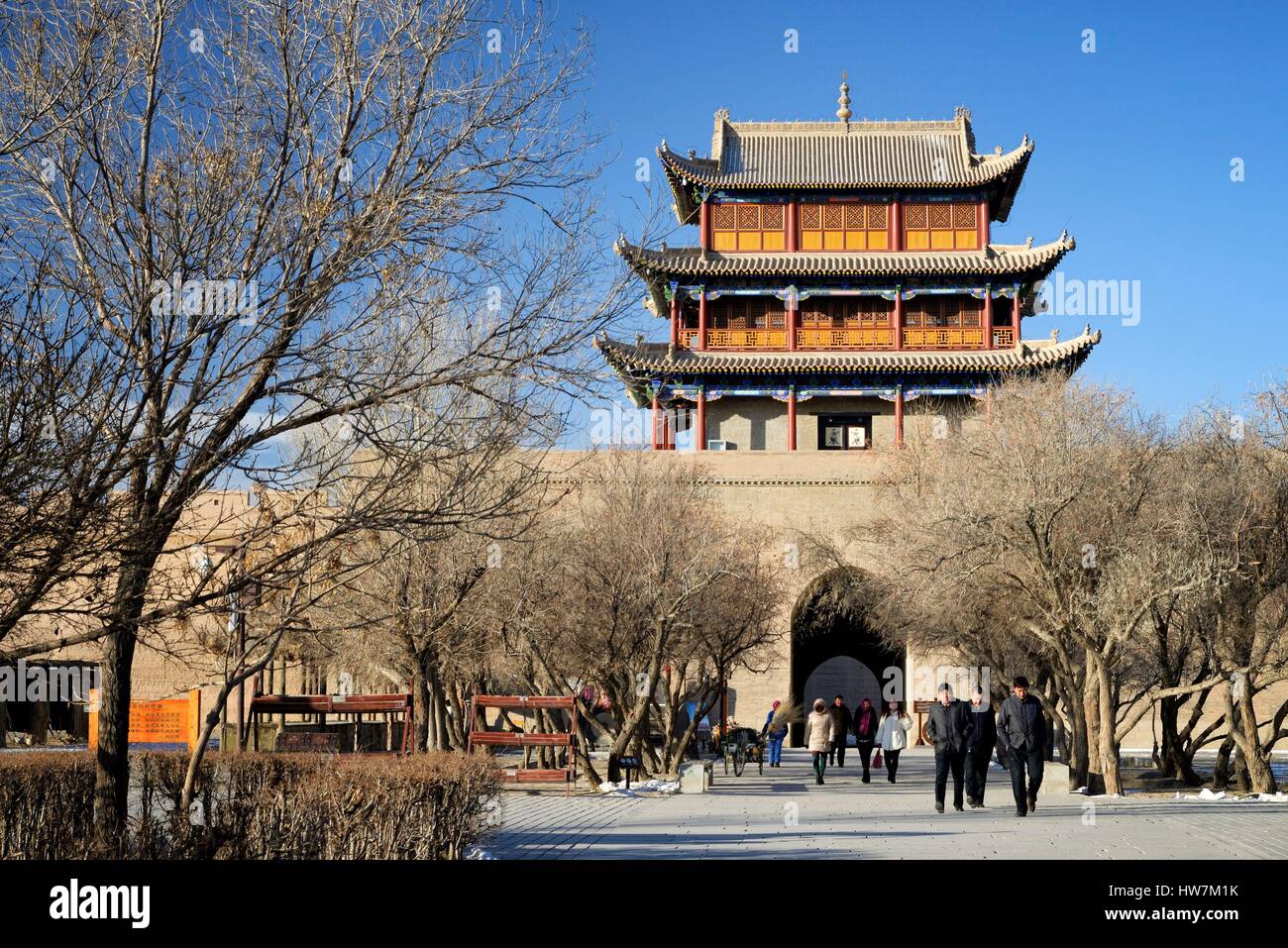 Gansu jiayuguan the great wall fortress hi-res stock photography and ...