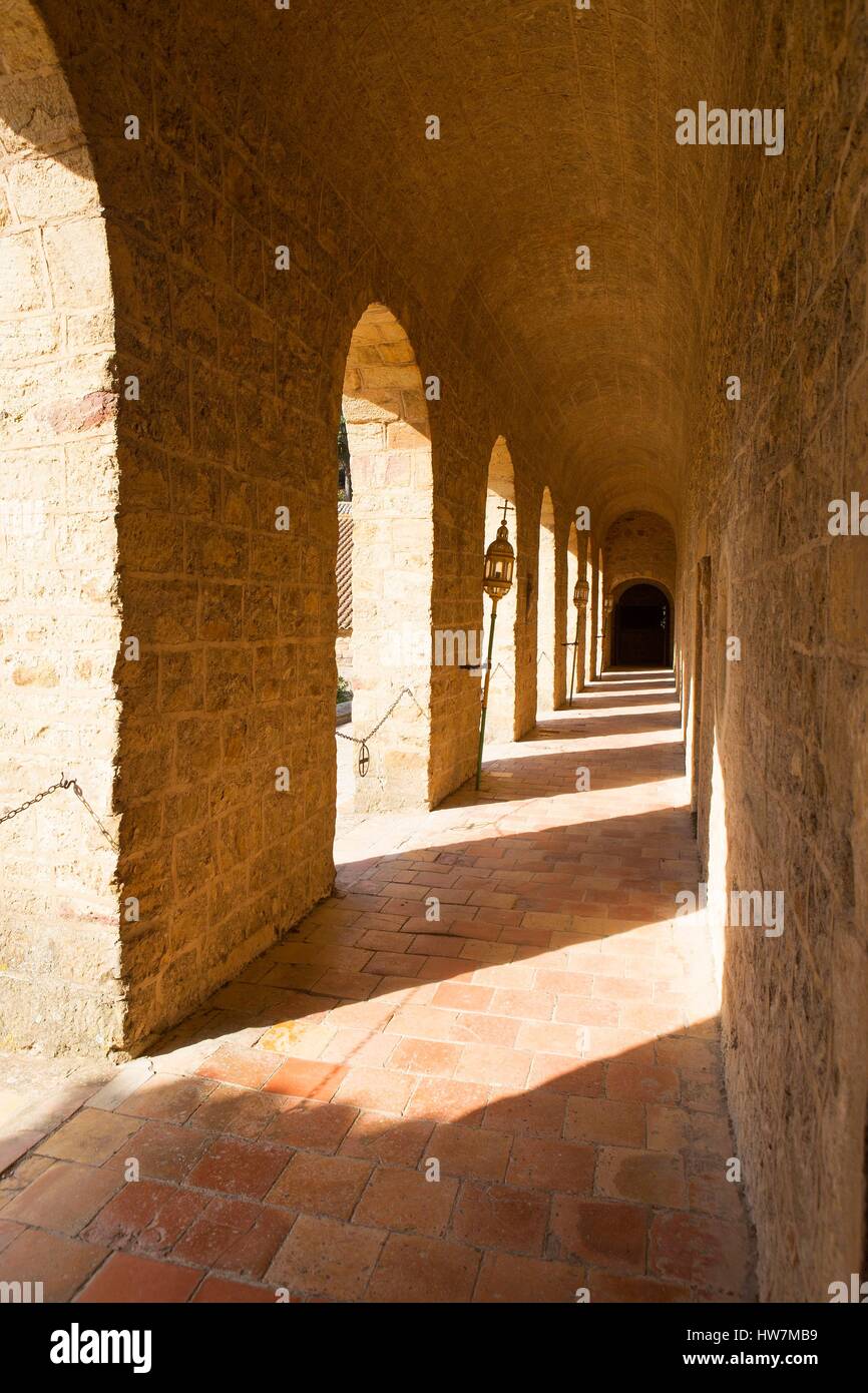 France, Aude, Pays Cathare, Narbonne, Sainte Marie de Fontfroide ...