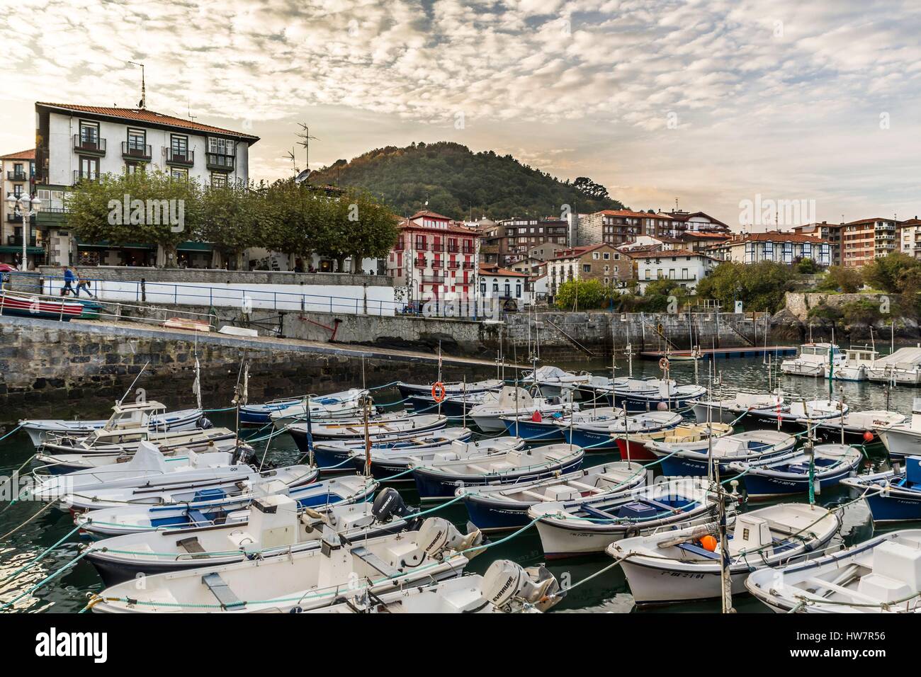 Spain, Basque Country, Mundaka, the port Stock Photo - Alamy