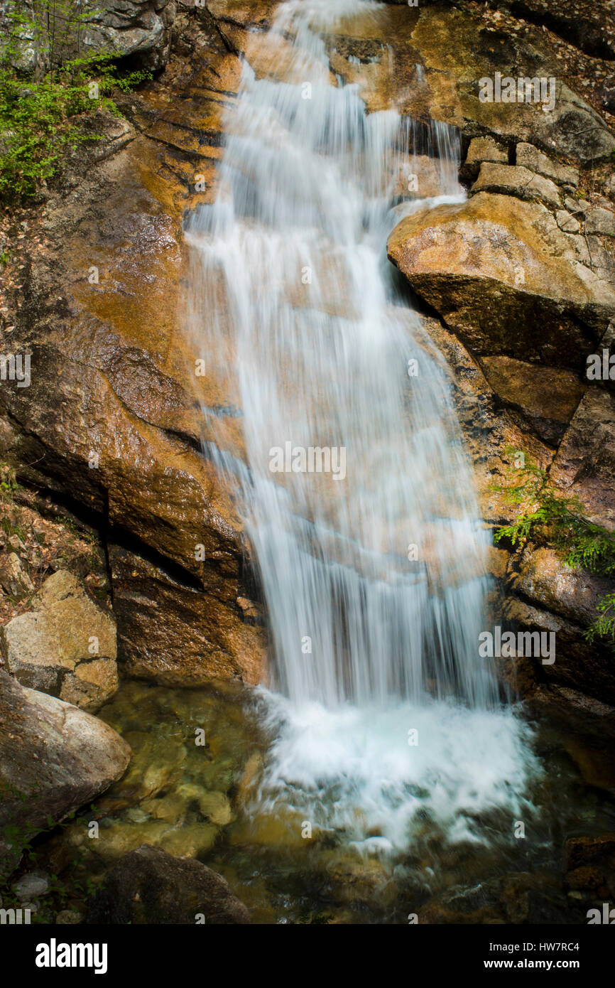 Franconia notch state park flume gorge hi-res stock photography and ...